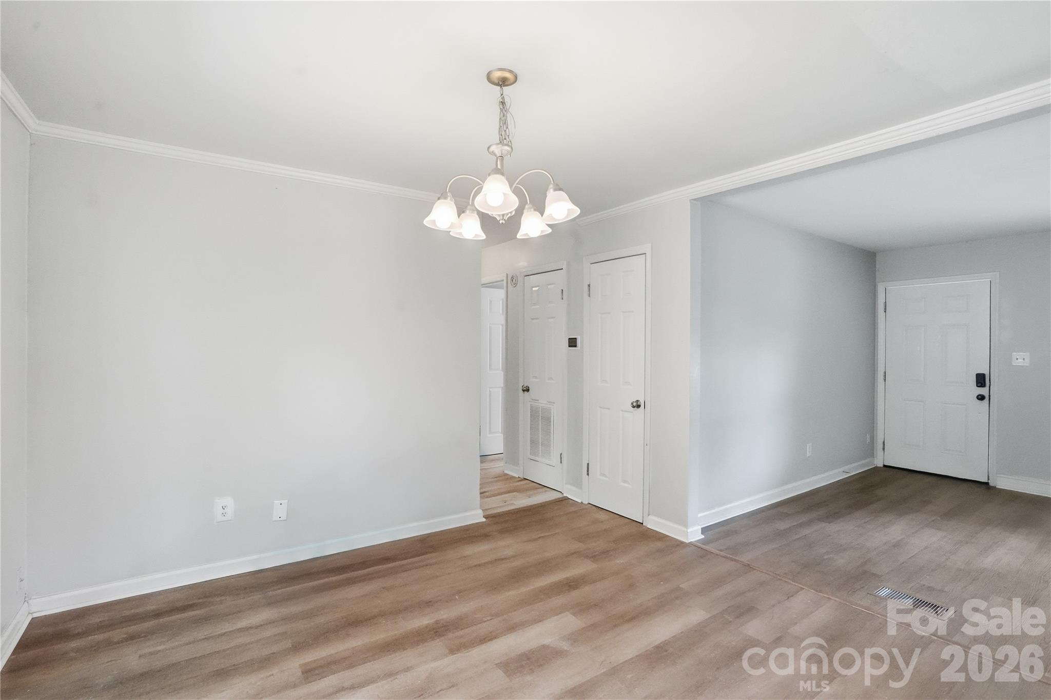 Photo 11 of 1016 Pondella Drive, Charlotte, NC