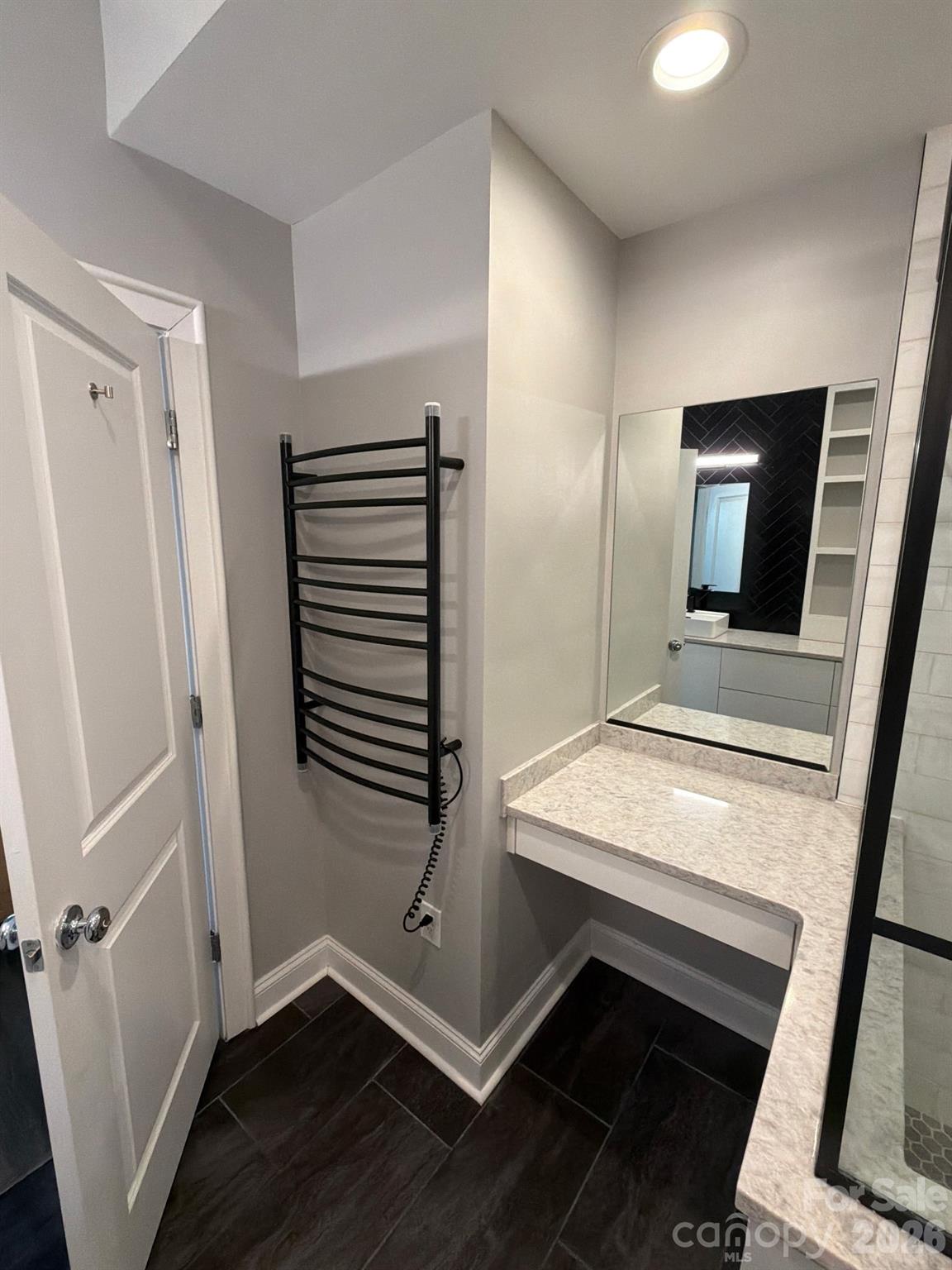 Photo 10 of 638 E 10th Street, Charlotte, NC