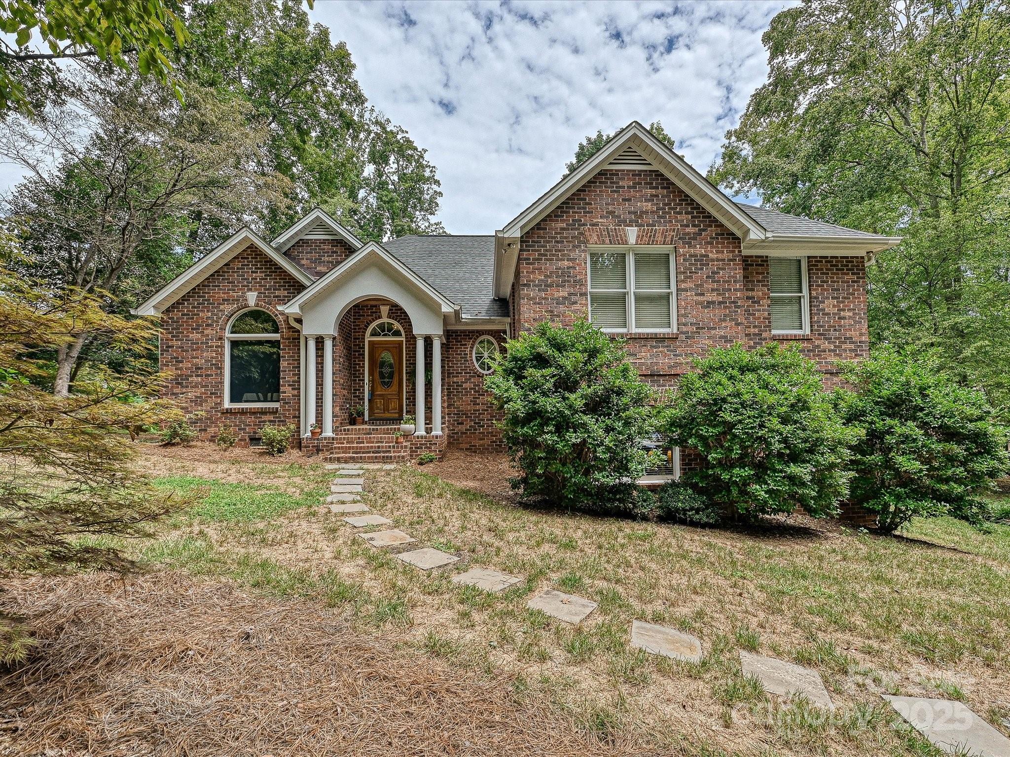 Home for sale at 11902 Mountain Crest Circle, Charlotte, NC — photo 1 of 48
