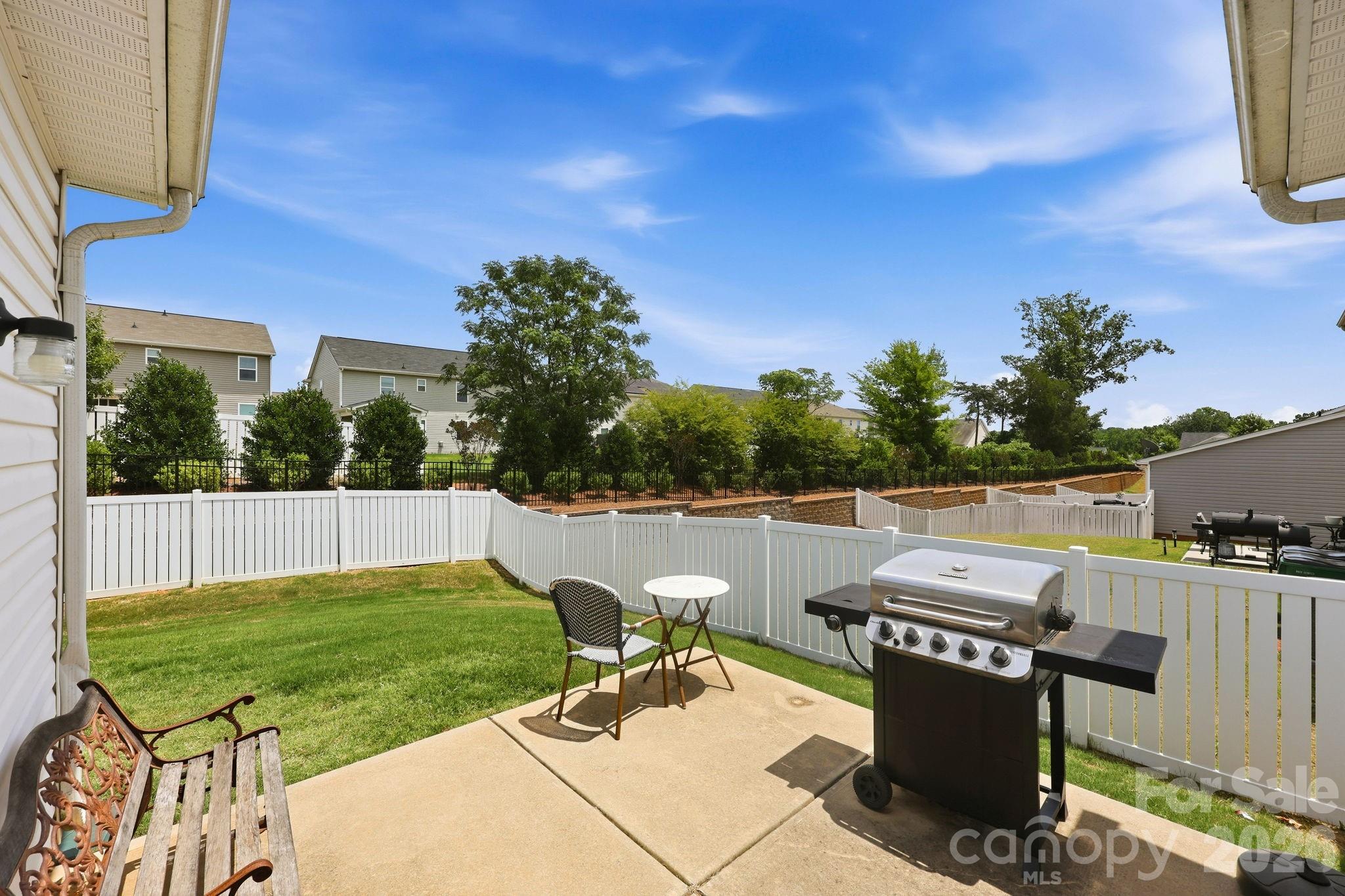 Photo 32 of 6523 Georgia Oak Road, Charlotte, NC