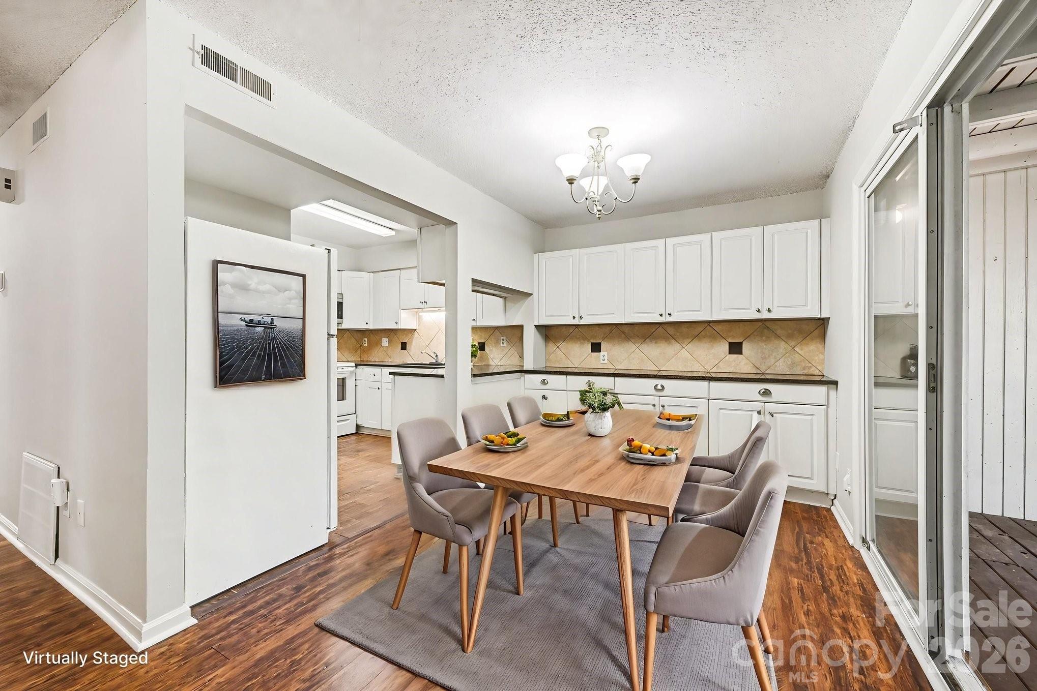 Photo 10 of 7900 Horse Chestnut Lane, Charlotte, NC