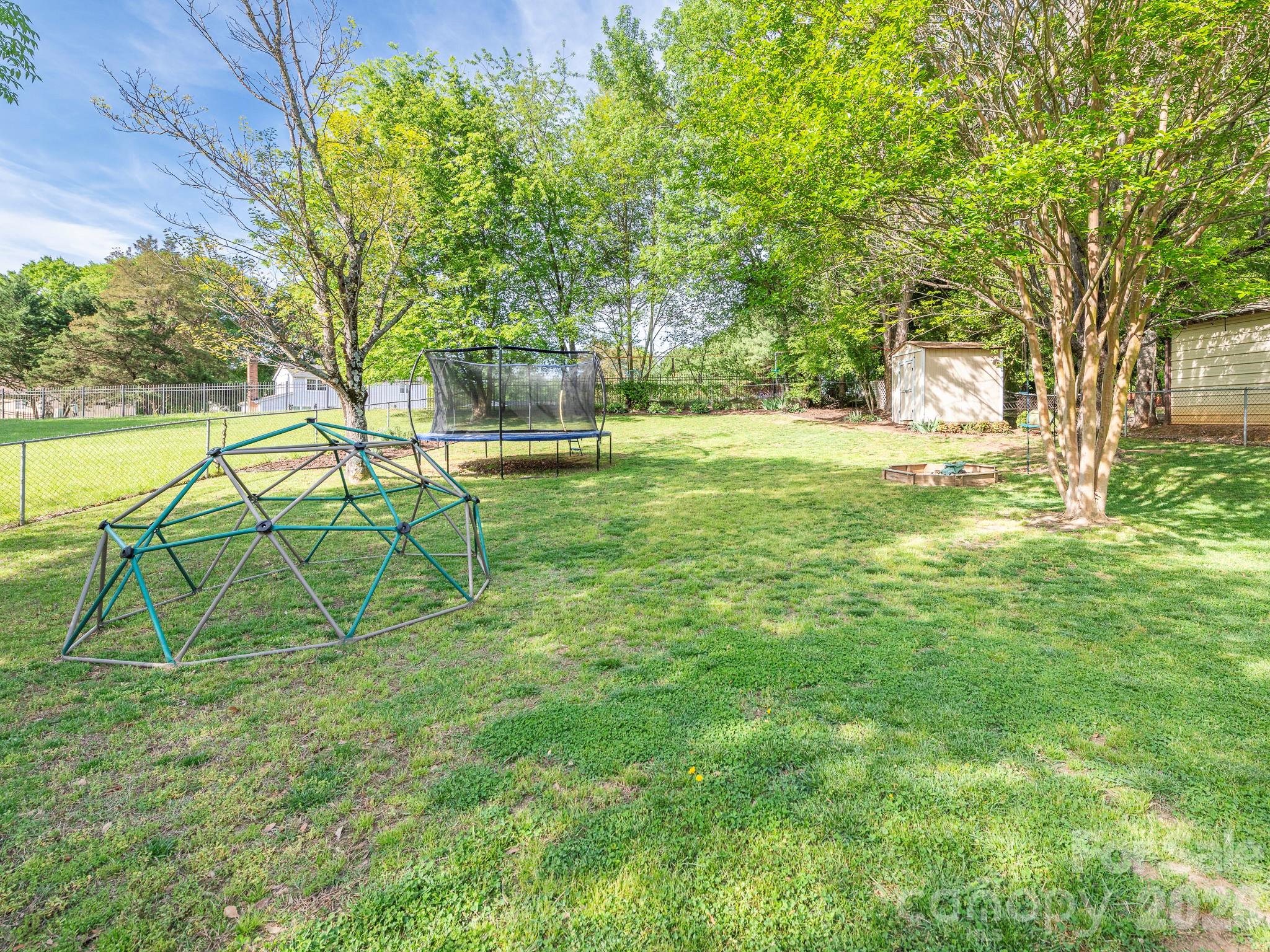 Photo 38 of 11613 Five Cedars Road, Charlotte, NC