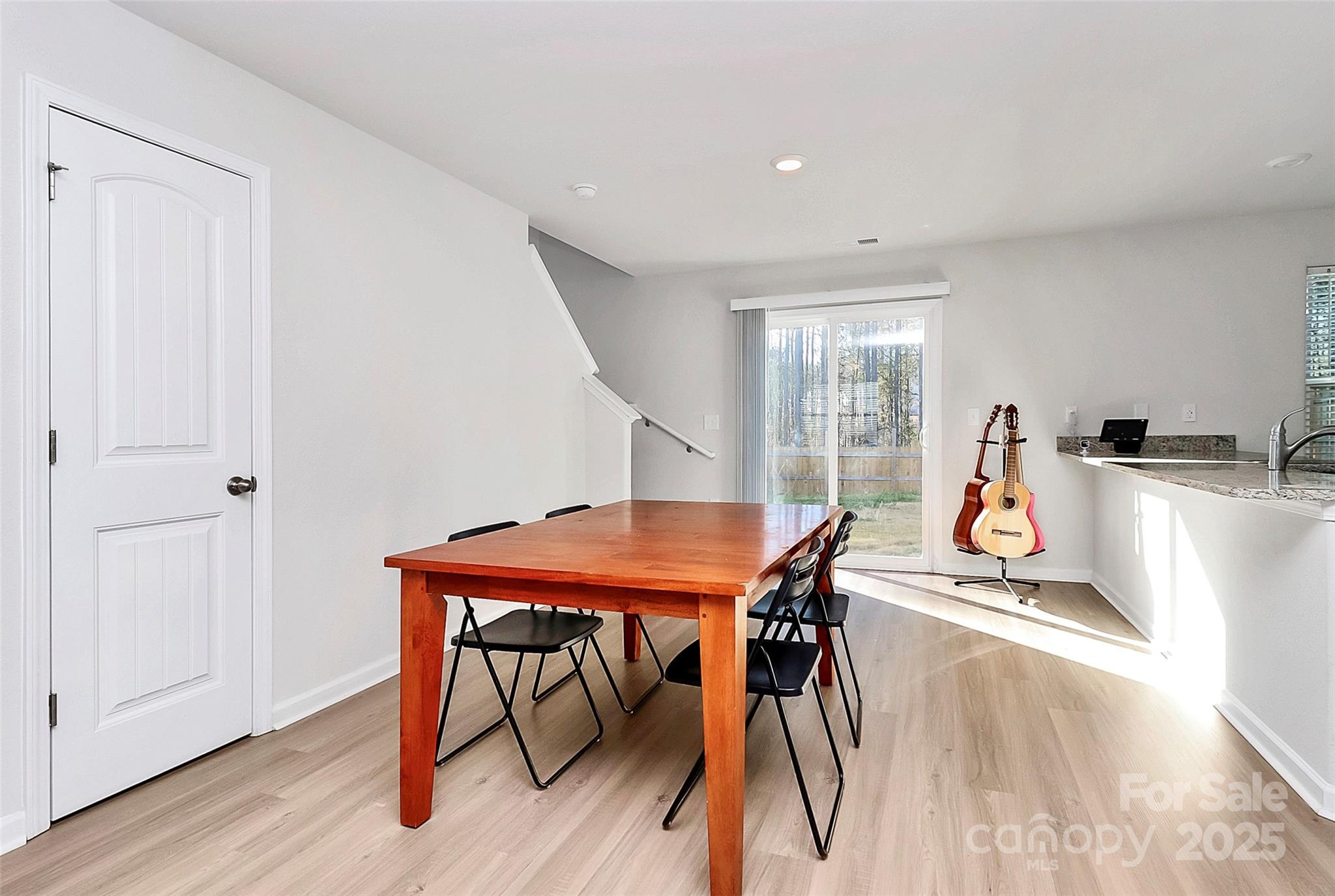 Photo 10 of 5209 Wolfridge Avenue, Charlotte, NC