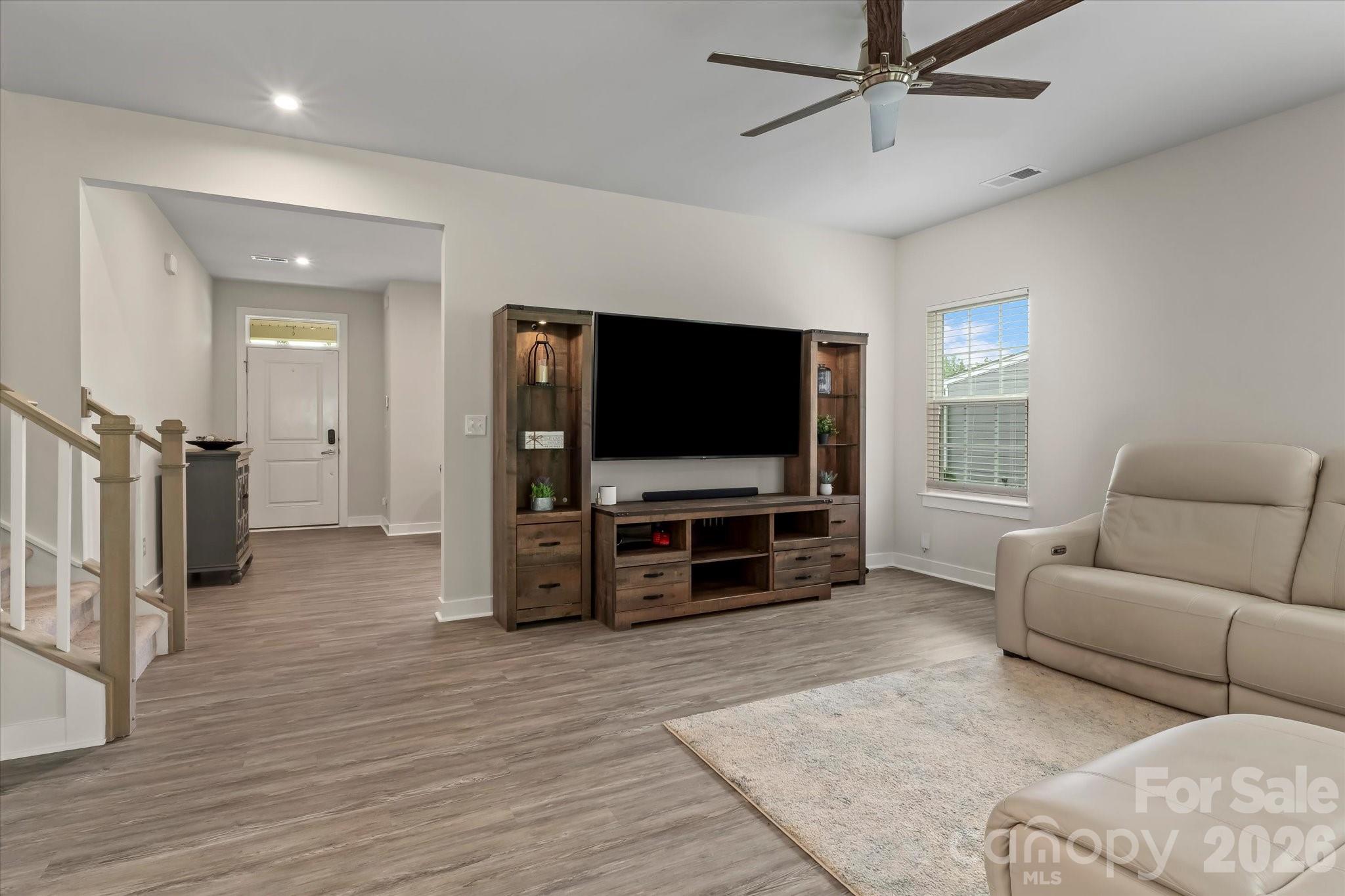 Photo 6 of 10250 Paper Birch Drive, Charlotte, NC