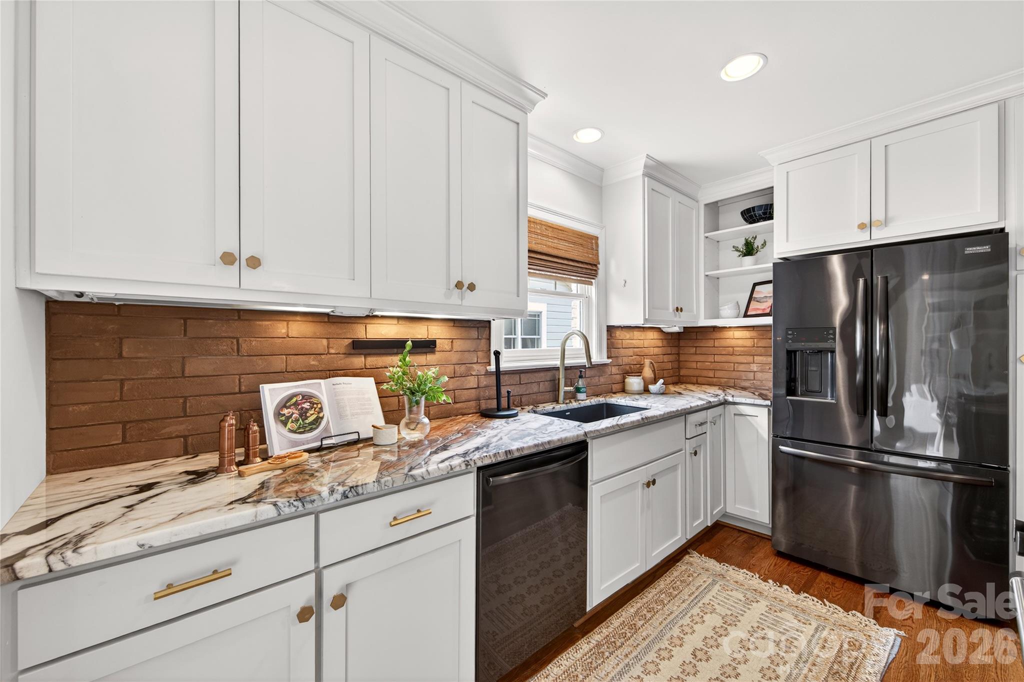 Photo 17 of 1825 Cumberland Avenue, Charlotte, NC