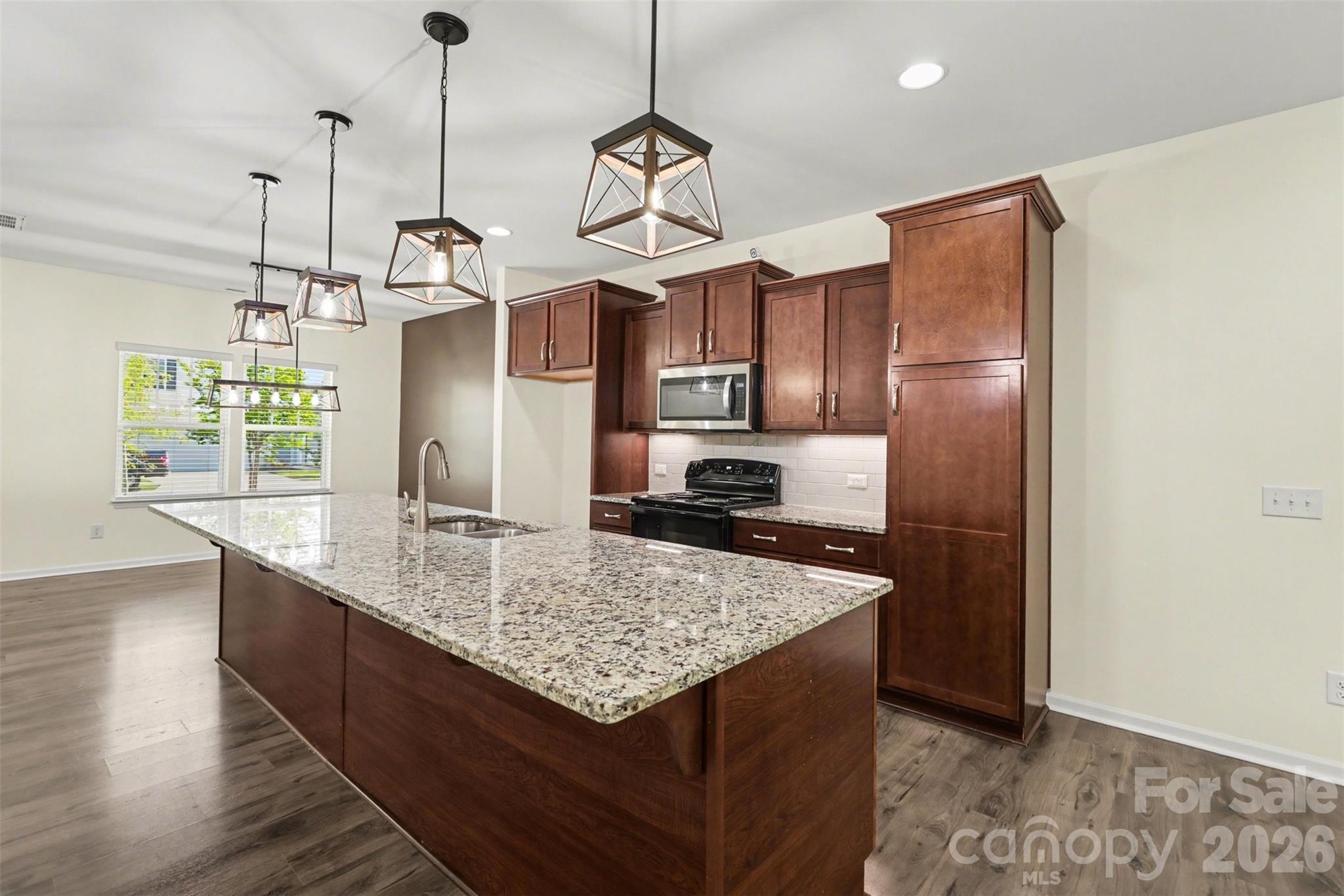 Photo 4 of 3024 Pinehills Way, Mount Holly, NC