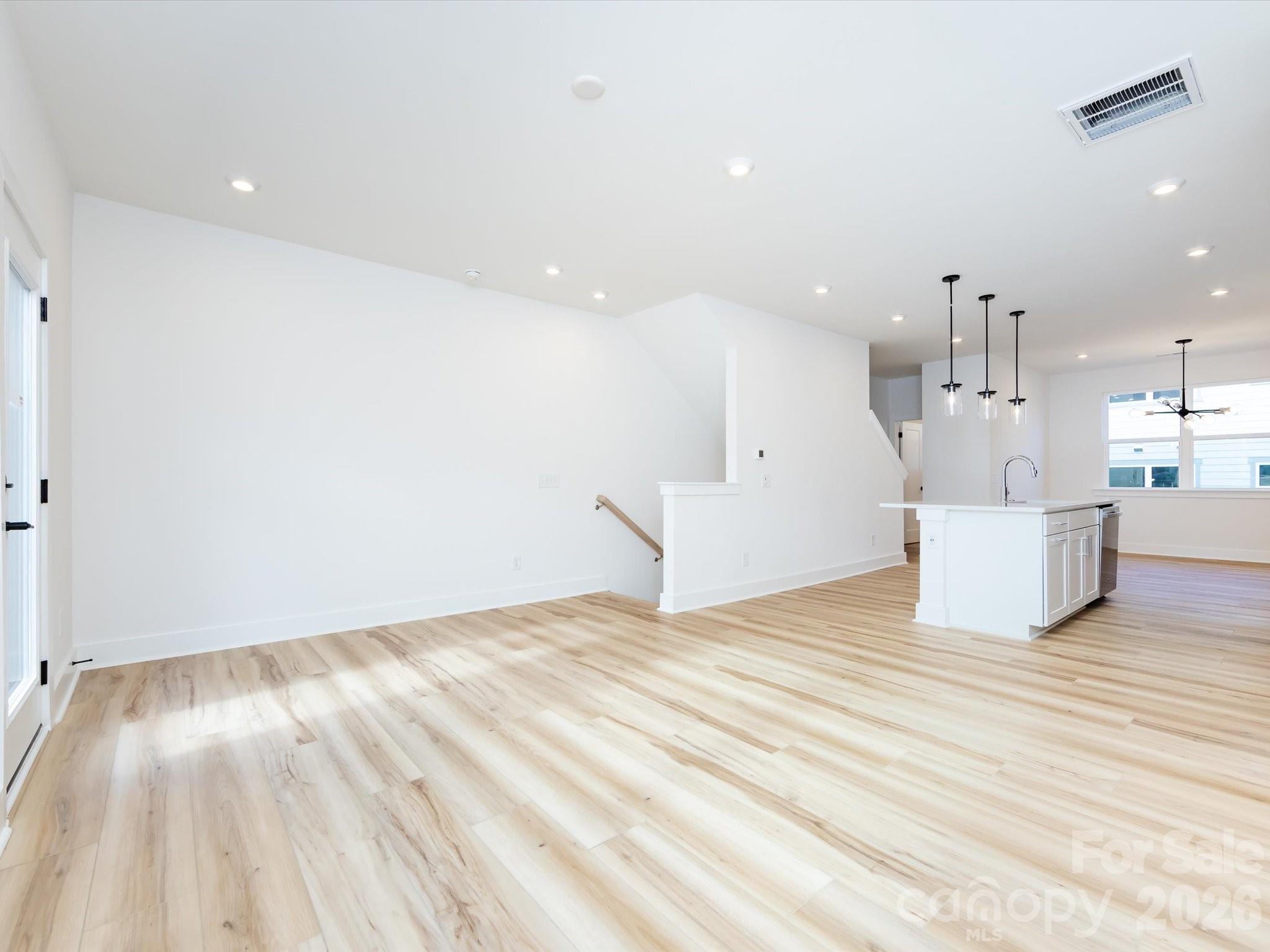 Photo 10 of 7022 Impulse Court, Charlotte, NC