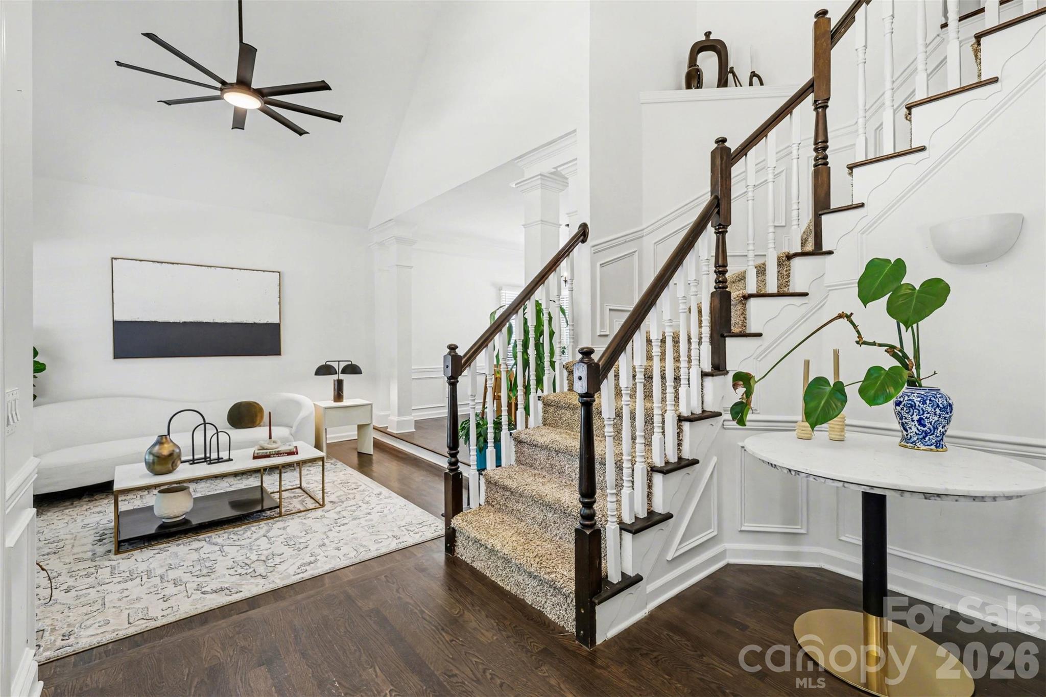 Photo 2 of 6213 Knightsgate Court, Charlotte, NC
