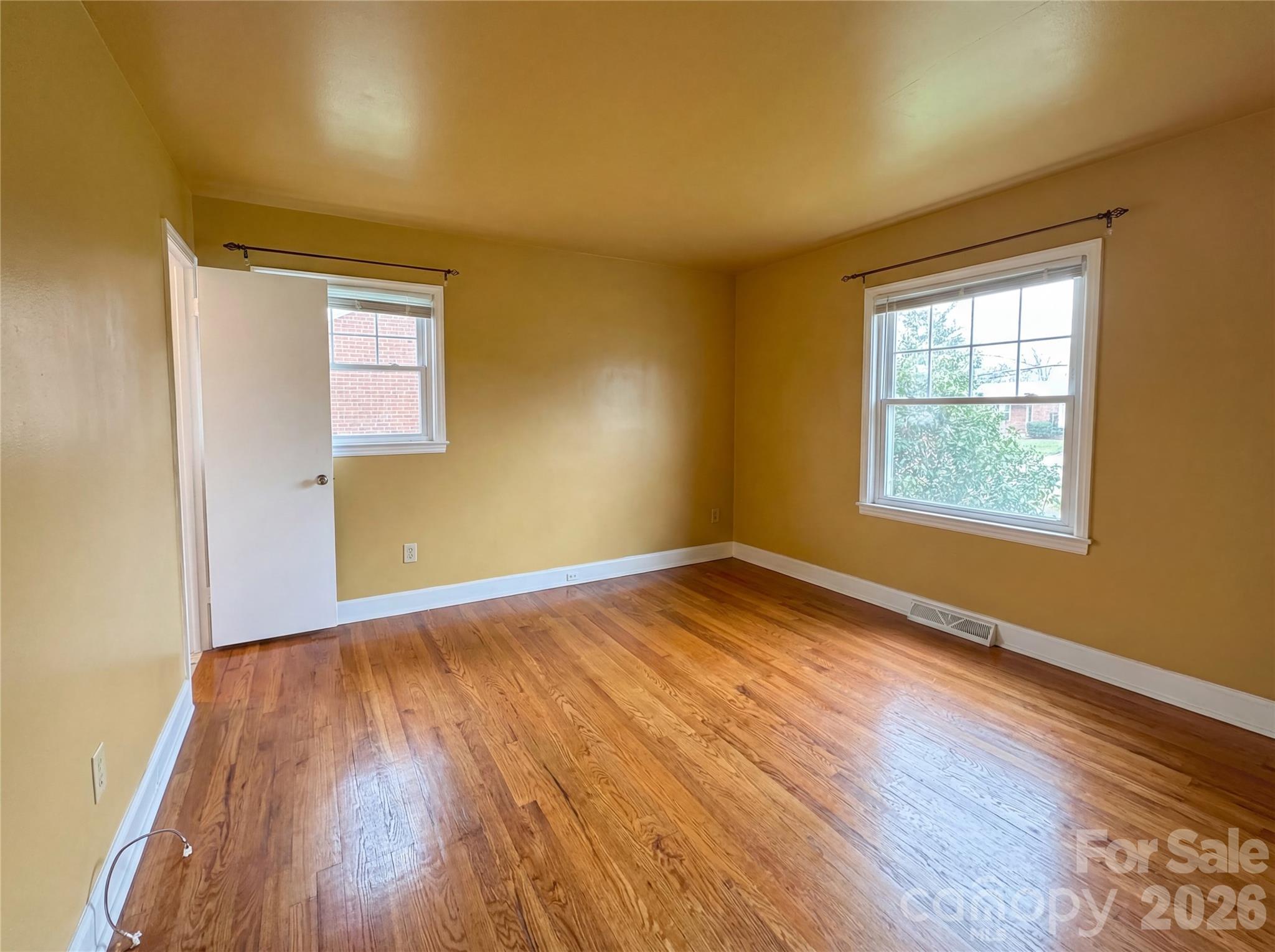 6214 Ashcrest Drive, Charlotte, NC - photo 5 of 25