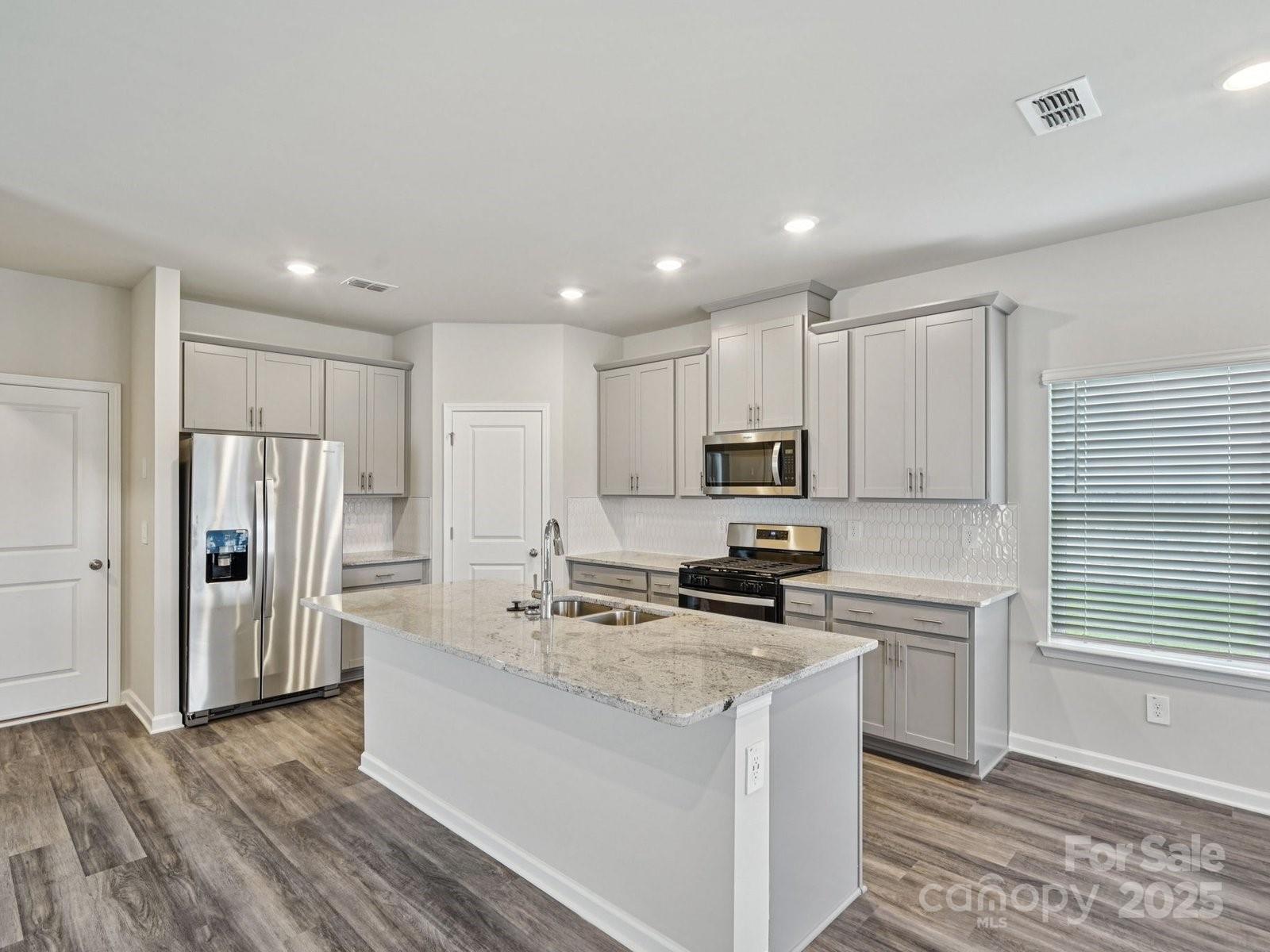 Photo 4 of 7245 Yardley Street, Gastonia, NC