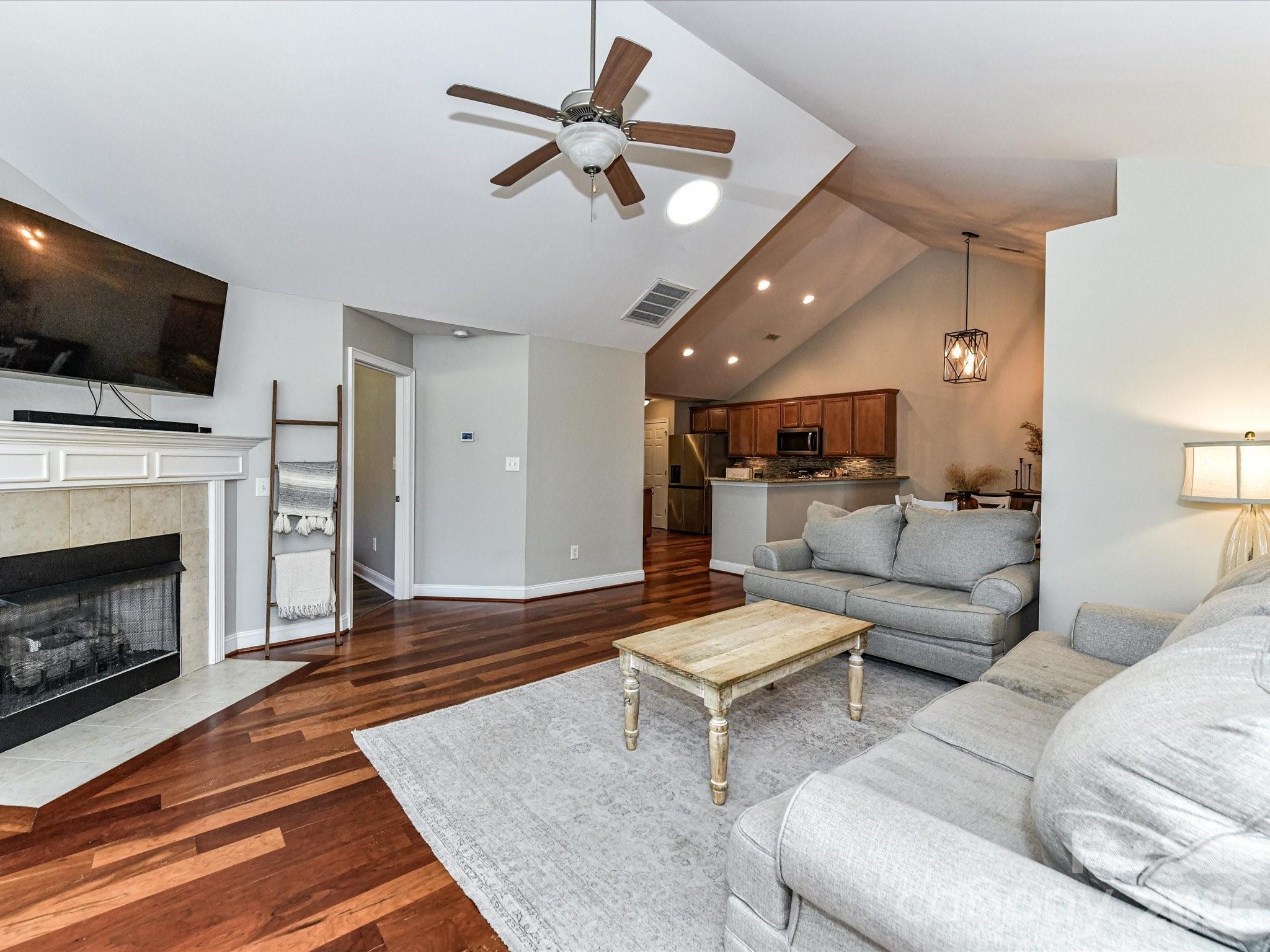 Photo 11 of 5433 Prosperity View Drive, Charlotte, NC