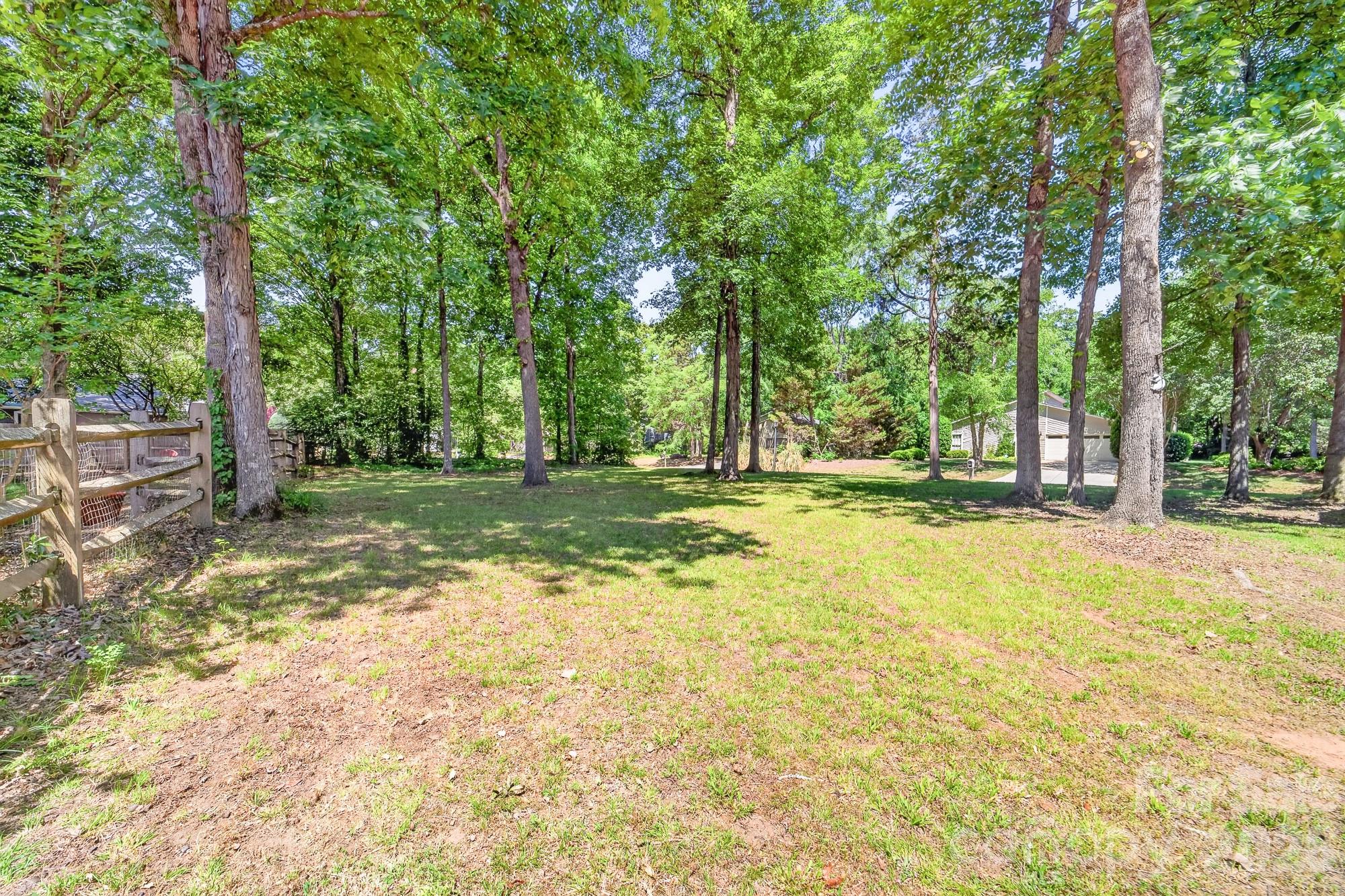 Photo 28 of 10730 Coachman Circle, Charlotte, NC