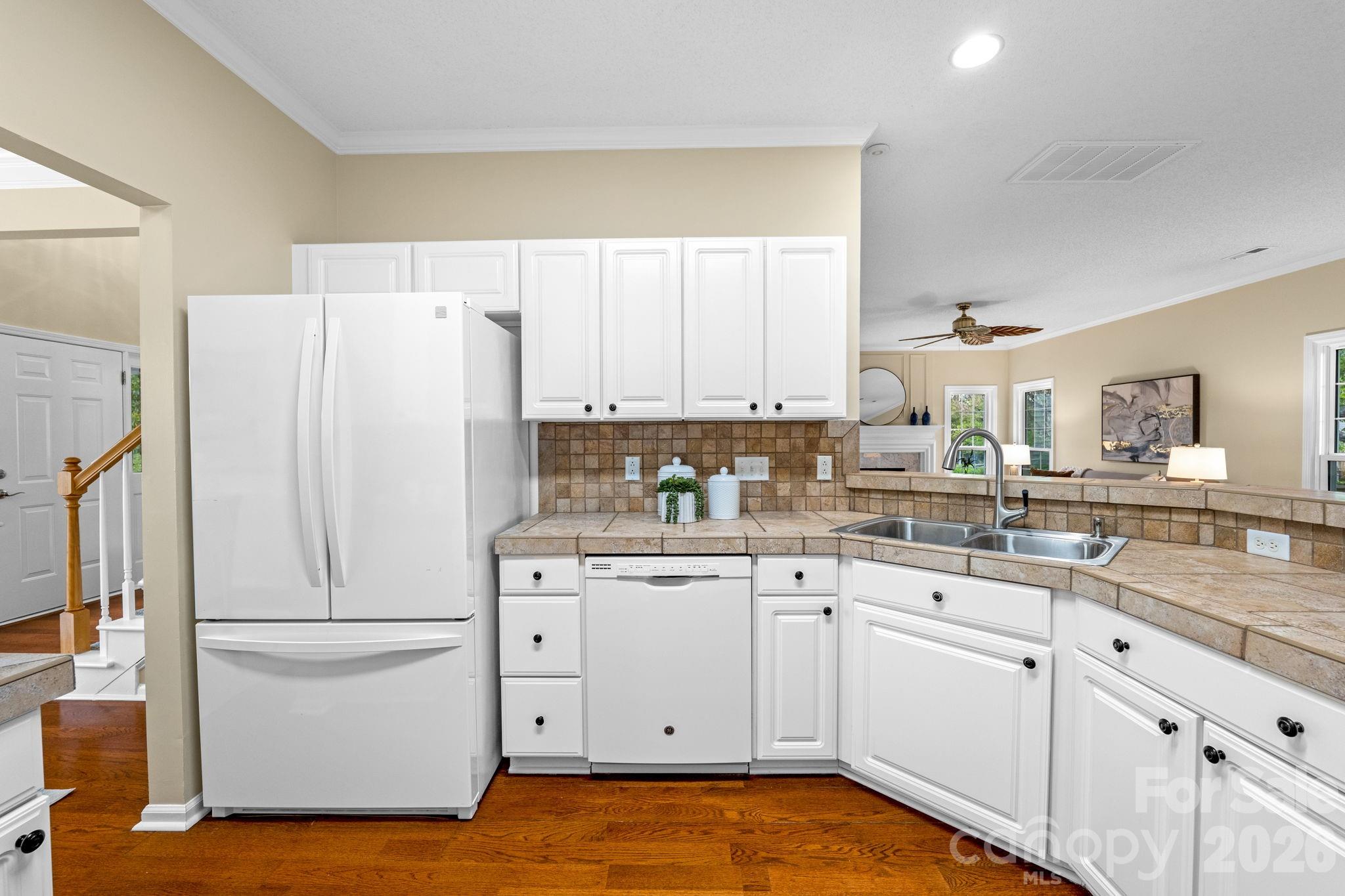 Photo 15 of 8501 Tonawanda Drive, Charlotte, NC