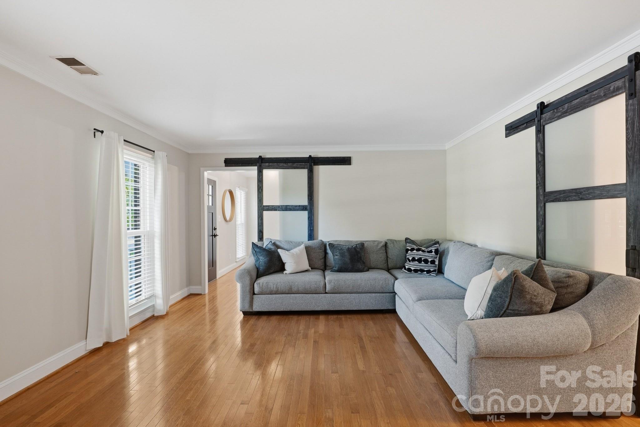 Photo 9 of 9918 Ridgemore Drive, Charlotte, NC