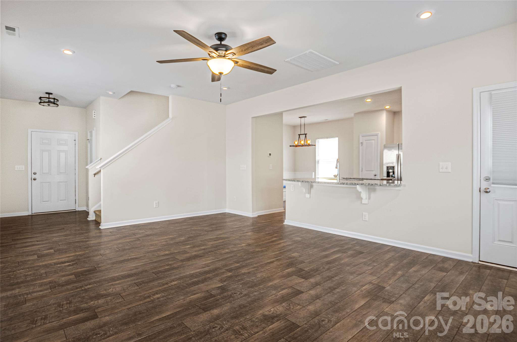 Photo 9 of 7019 Thornrose Drive, Charlotte, NC