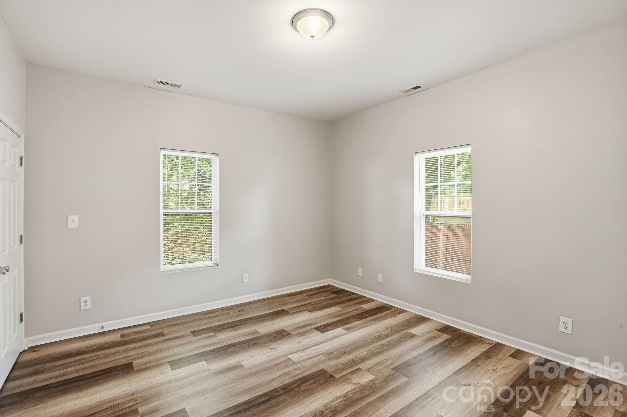 Photo 9 of 4514 Wildwood Avenue, Charlotte, NC