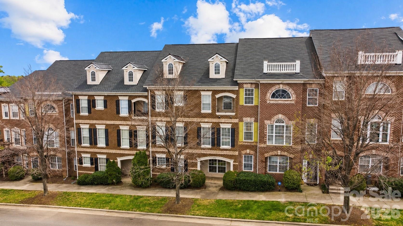 Home for sale at 9417 Kings Parade Boulevard, Charlotte, NC — photo 1 of 26