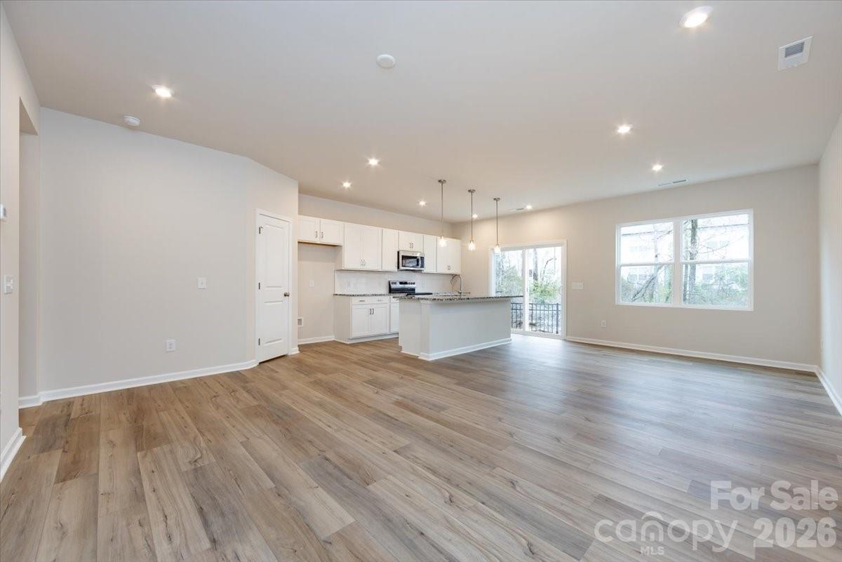 Photo 4 of 6001 Longar Lane, Charlotte, NC