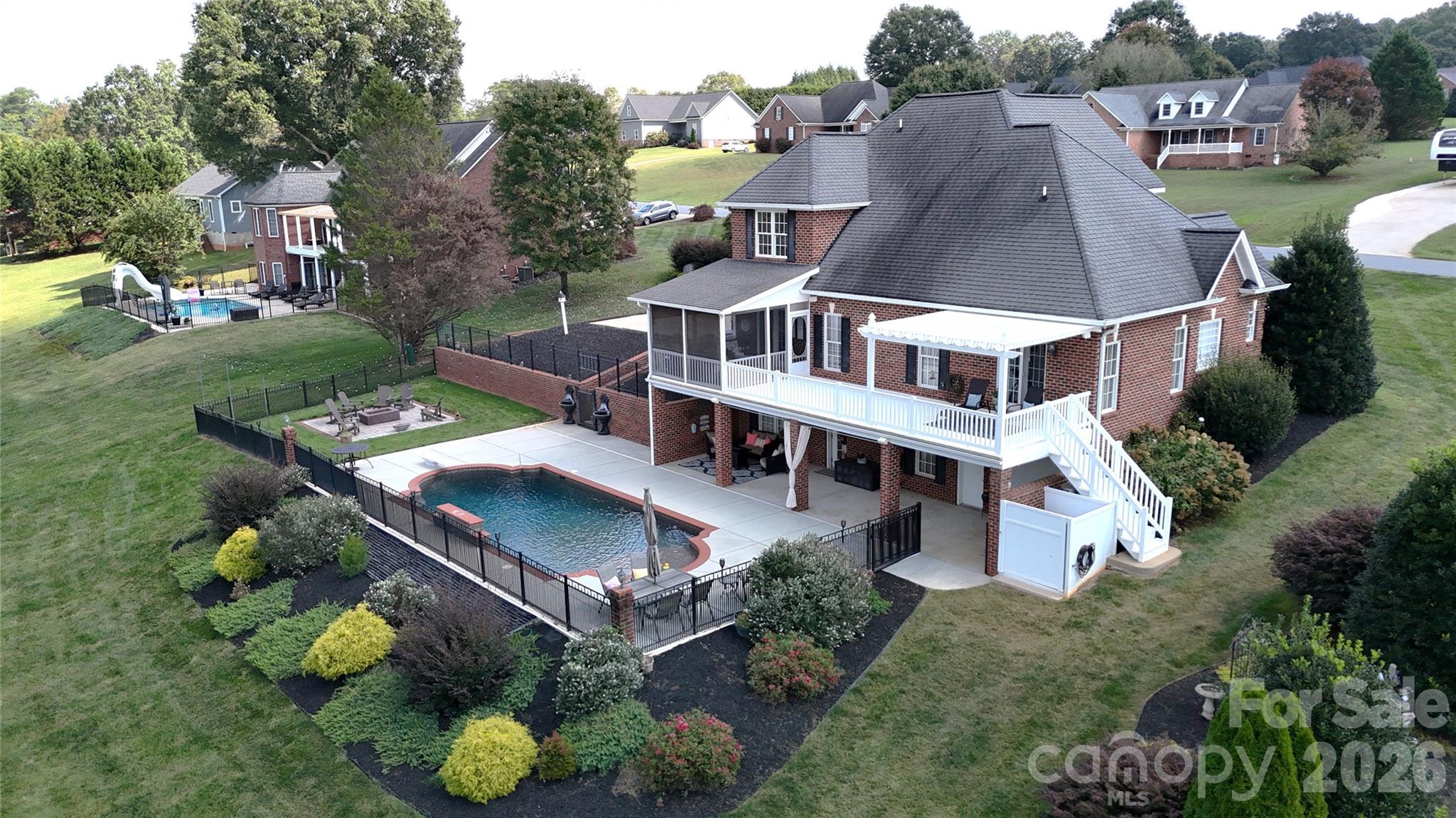 Photo 4 of 2400 Carriage Lane, Lincolnton, NC