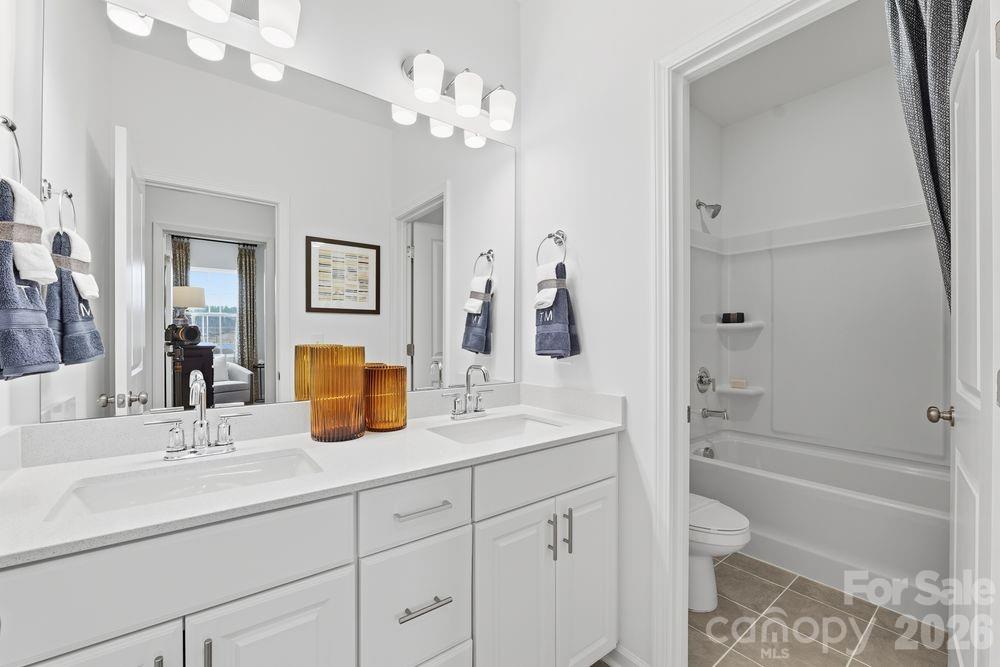 Photo 7 of 21221 Lake Run Drive, Charlotte, NC