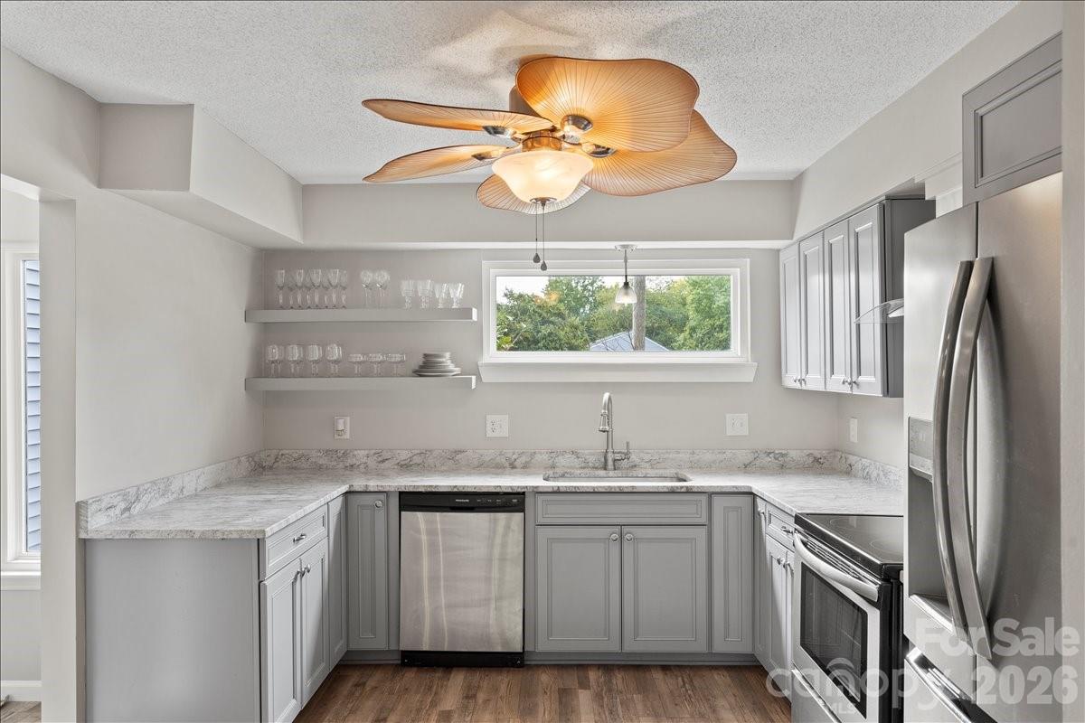 Photo 13 of 6610 Point Comfort Lane, Charlotte, NC