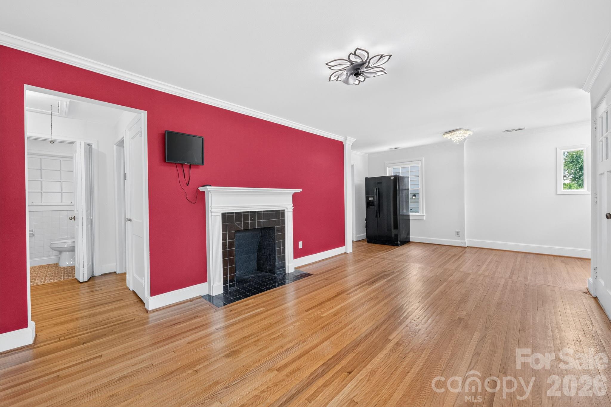 Home for sale at 2113 Scott Avenue, Charlotte, NC — photo 13 of 37
