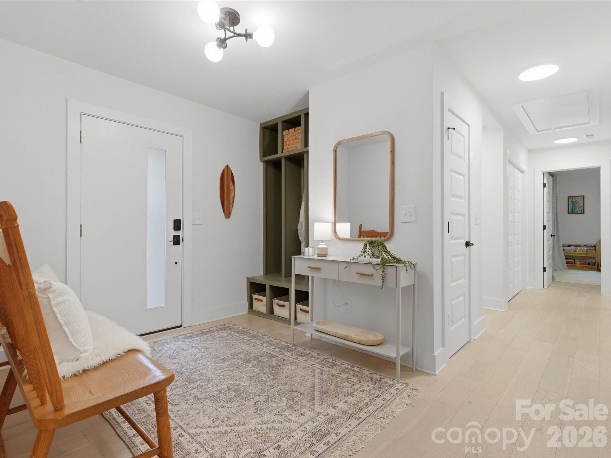 Photo 16 of 1611 E Barden Road, Charlotte, NC