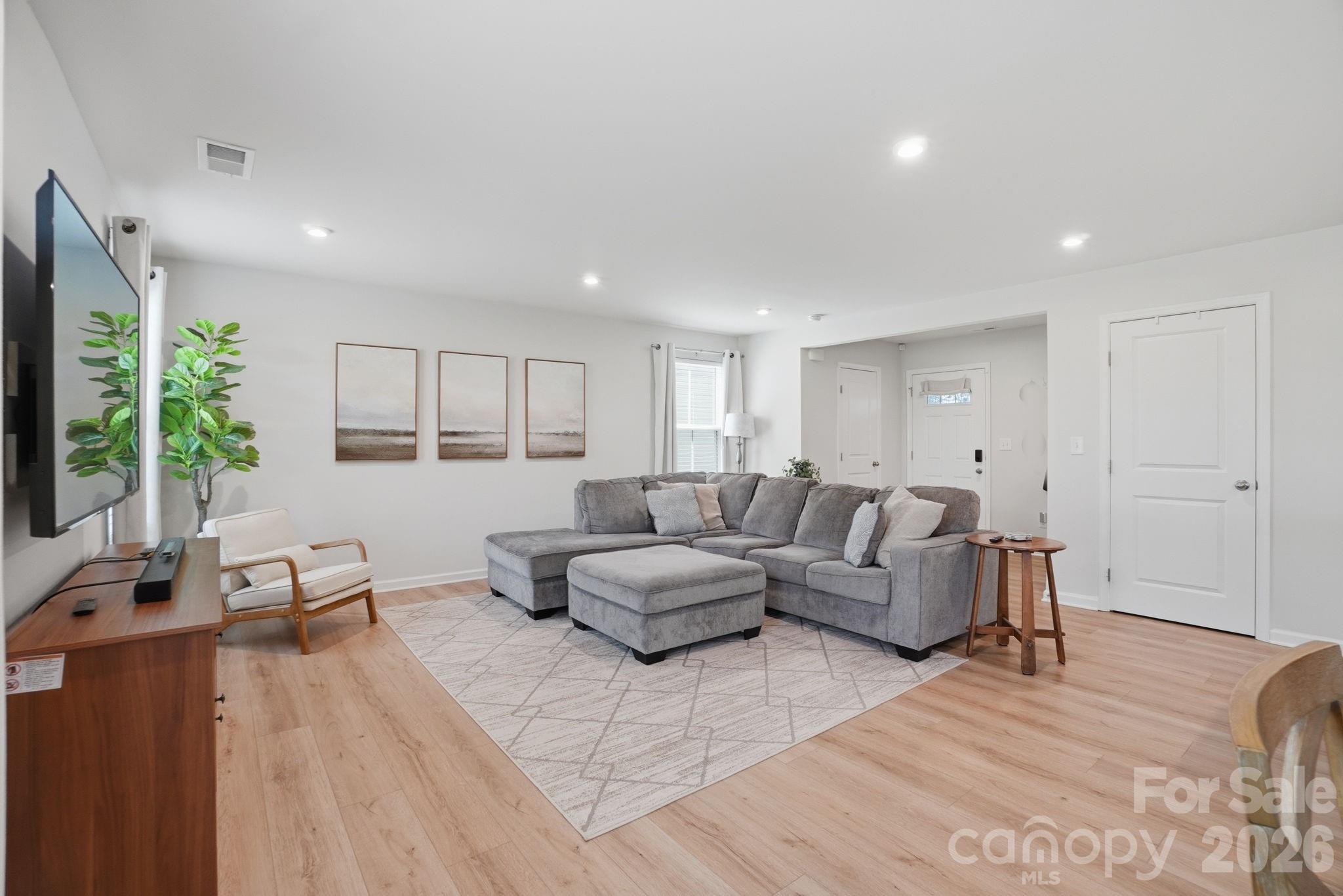 Photo 6 of 1621 Gutter Branch Drive, Charlotte, NC