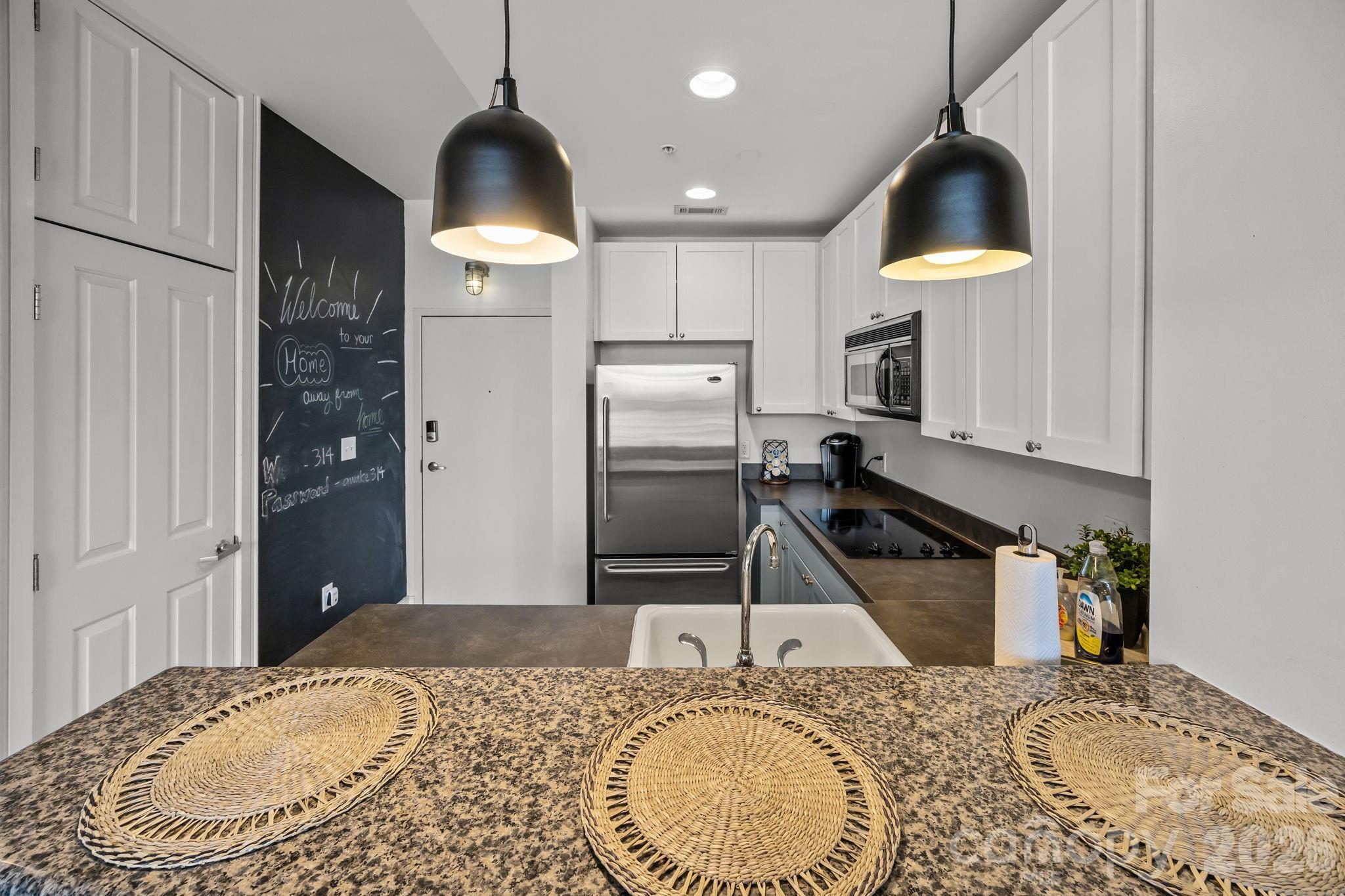 Photo 5 of 710 W Trade Street314, Charlotte, NC