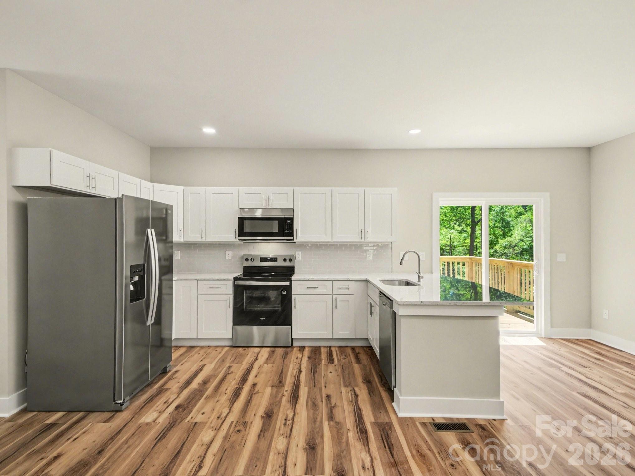 Photo 4 of 2728 Crawford Avenue, Gastonia, NC