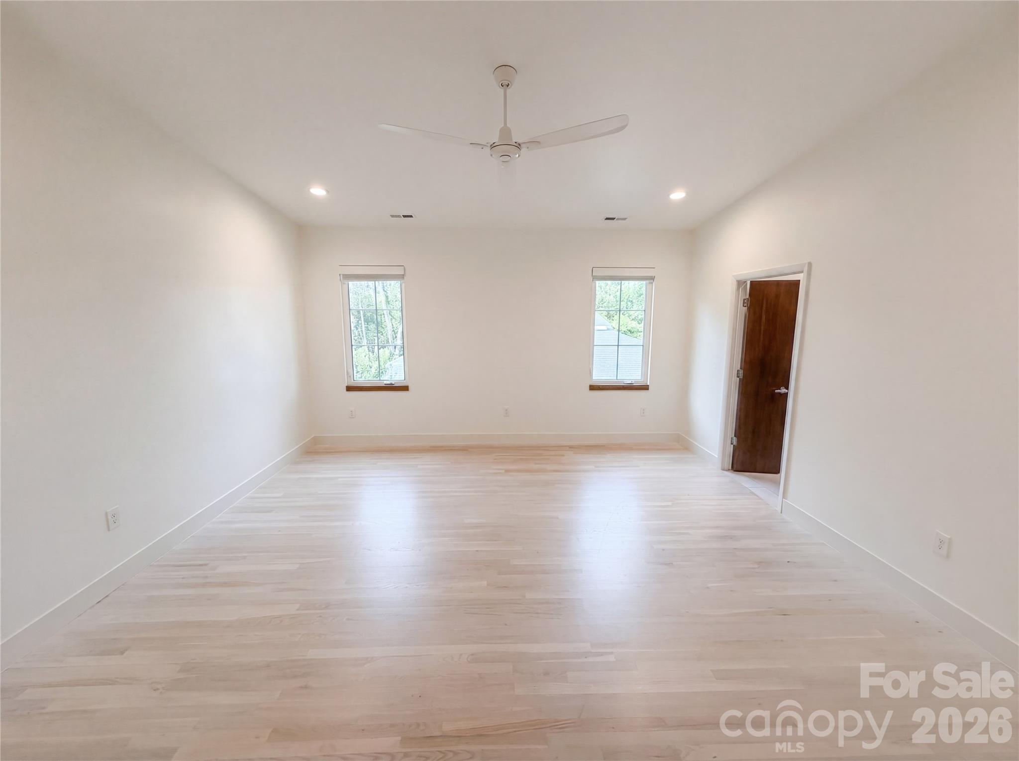 1609 Richland Drive, Charlotte, NC - photo 4 of 29