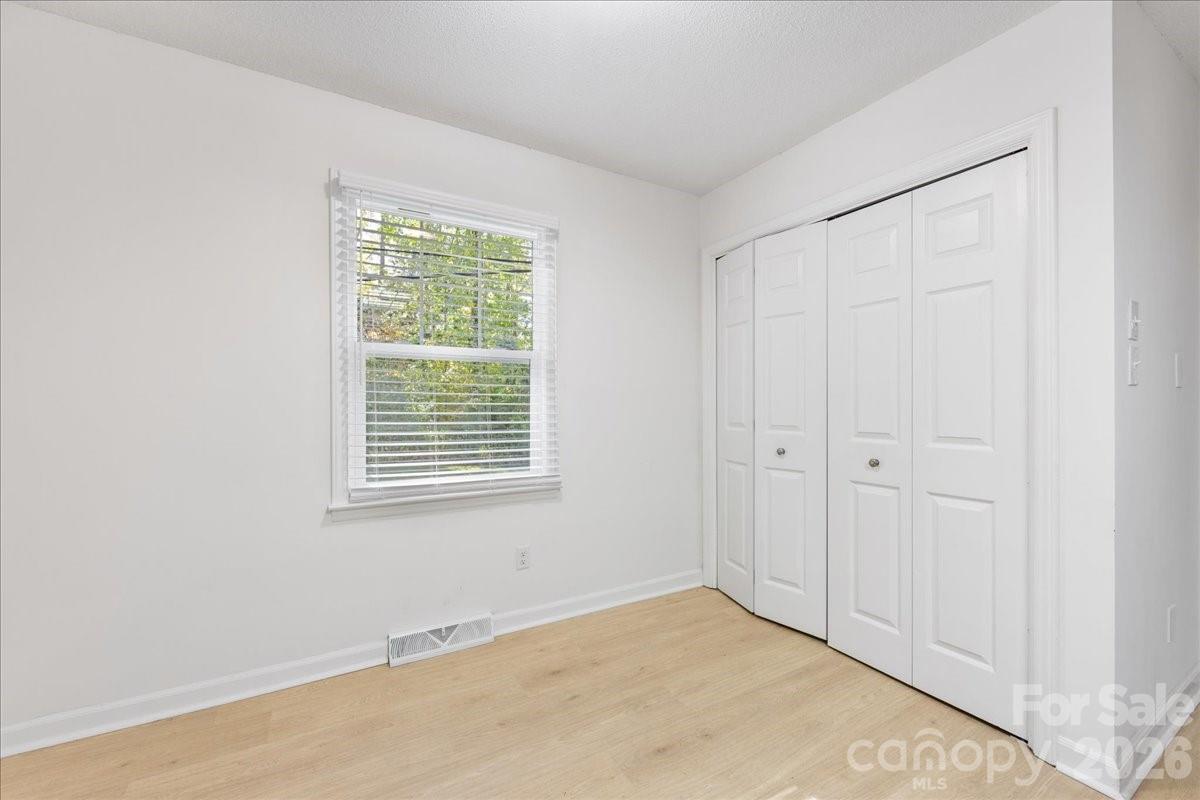 Photo 12 of 1840 Stoneyridge Drive, Charlotte, NC