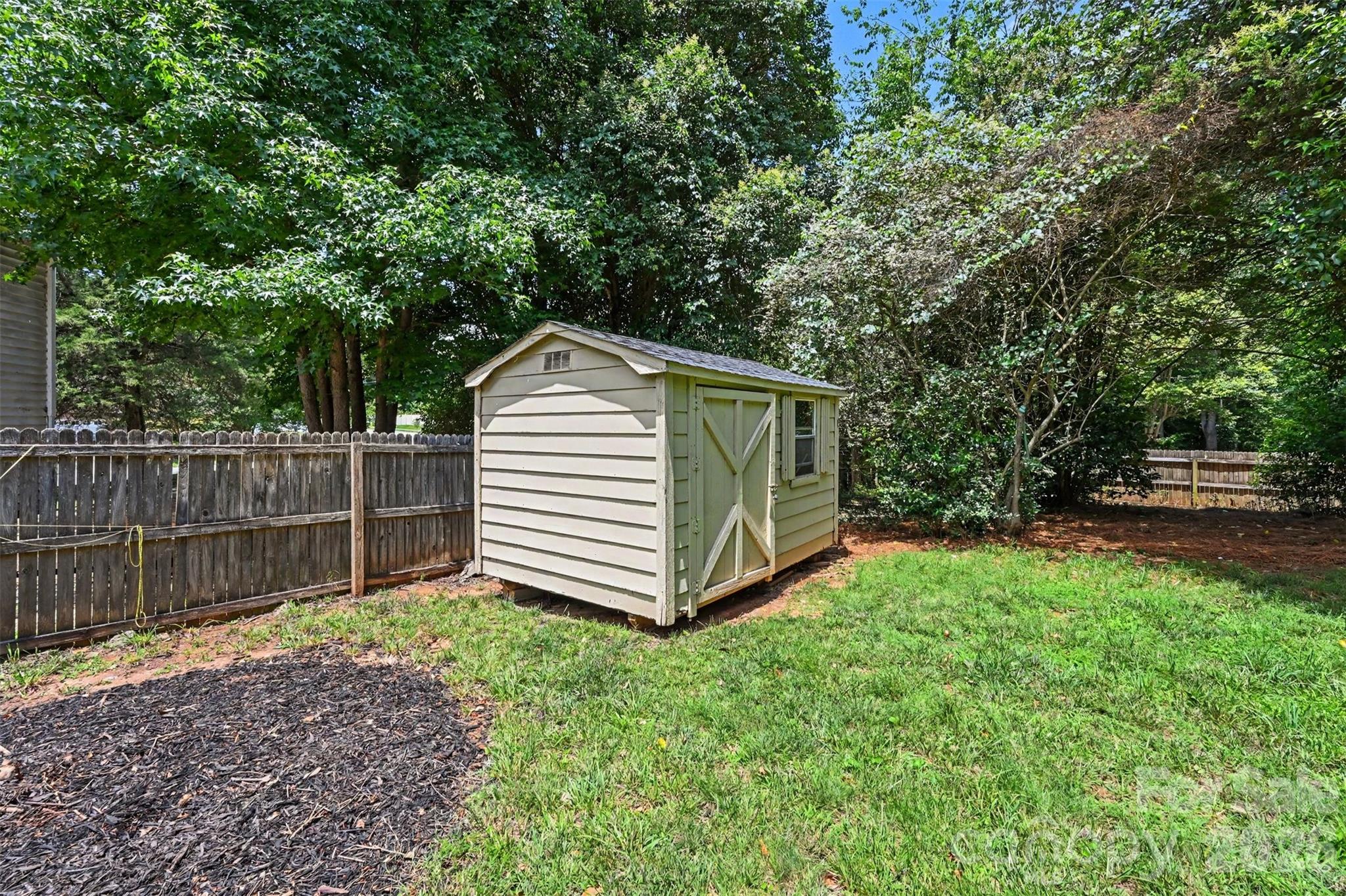 Photo 27 of 611 Mattingwood Drive, Charlotte, NC