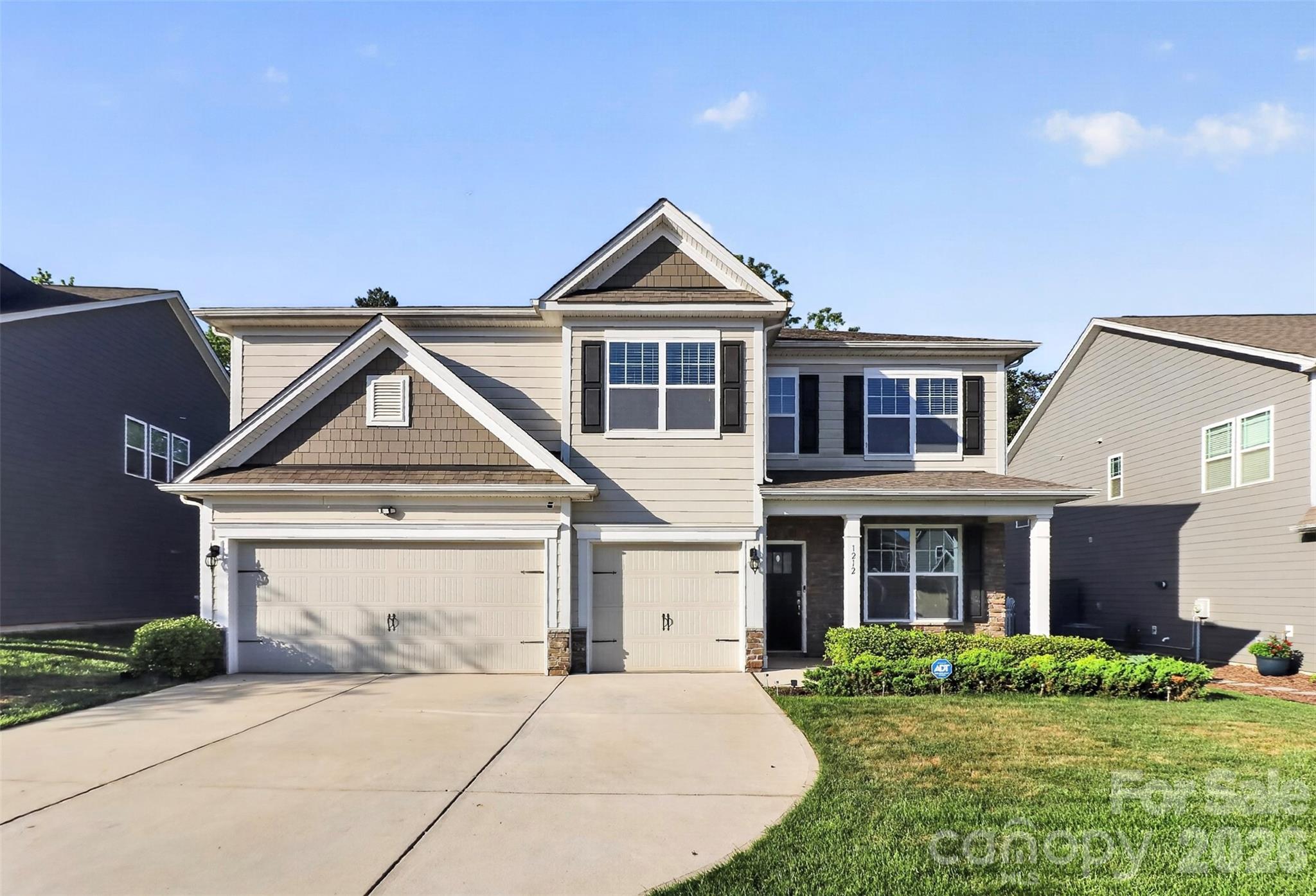 1212 Englewood Drive, Lake Wylie, SC - photo 1 of 45