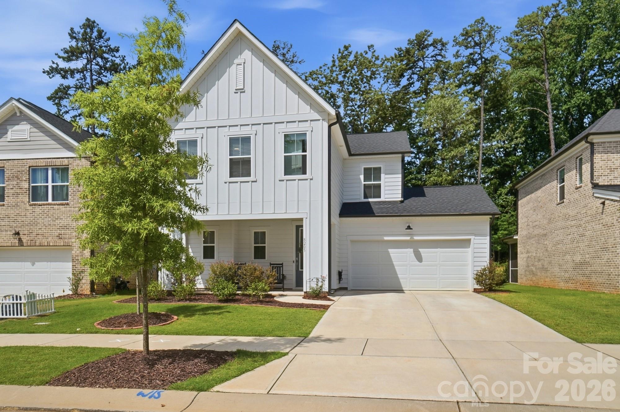 8205 Franklin Trail Street, Mint Hill, NC