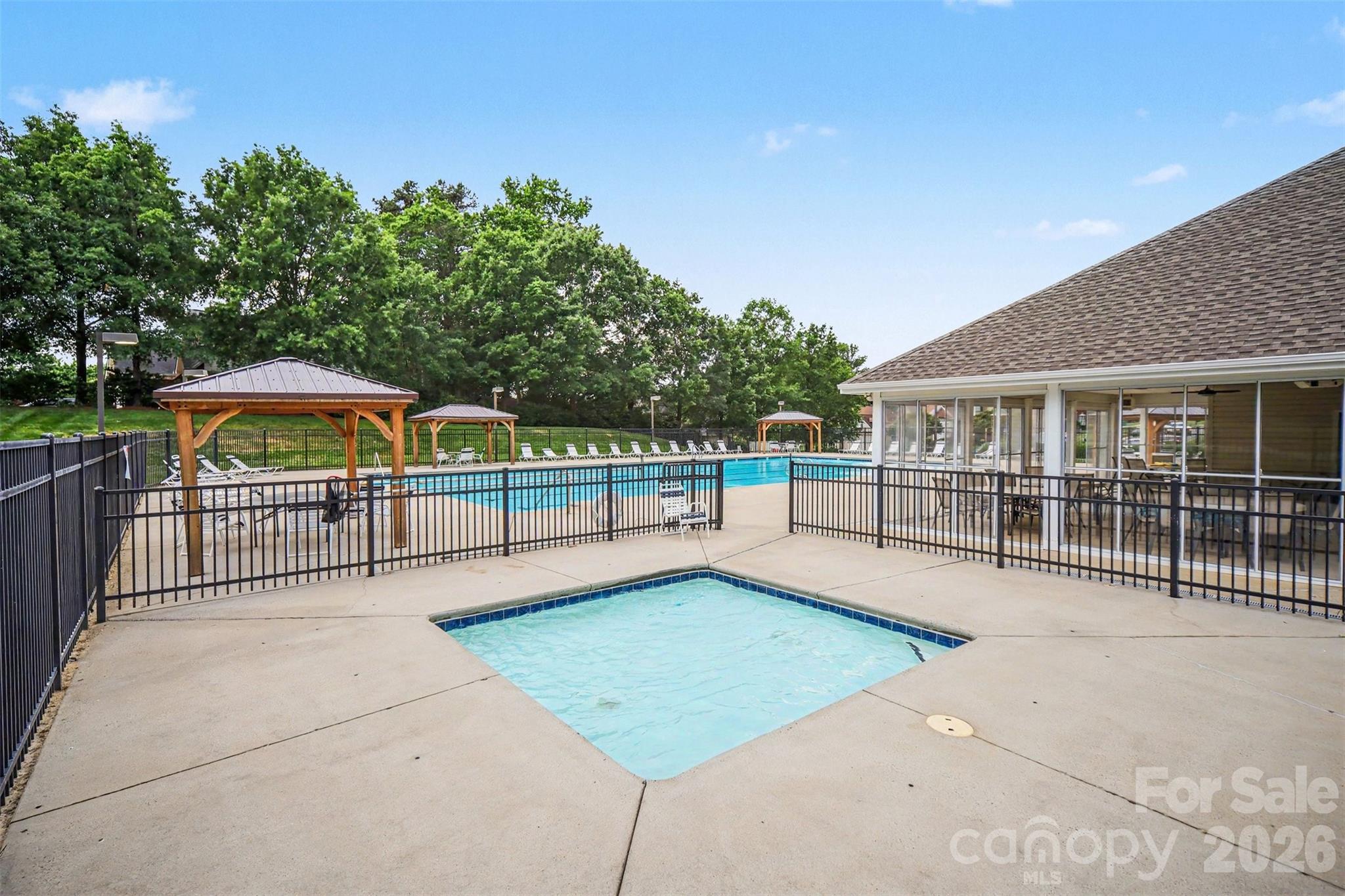 10026 Dauphine Drive, Charlotte, NC - photo 46 of 49