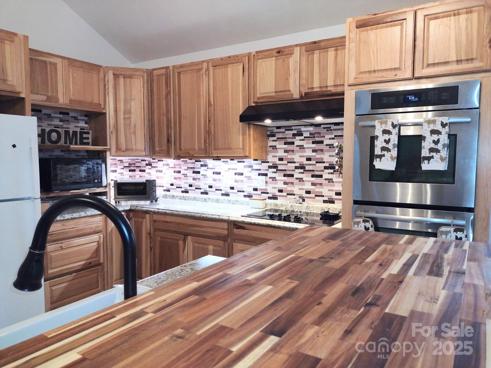 1036 Williamsburg Drive, Lenoir, NC - photo 13 of 35