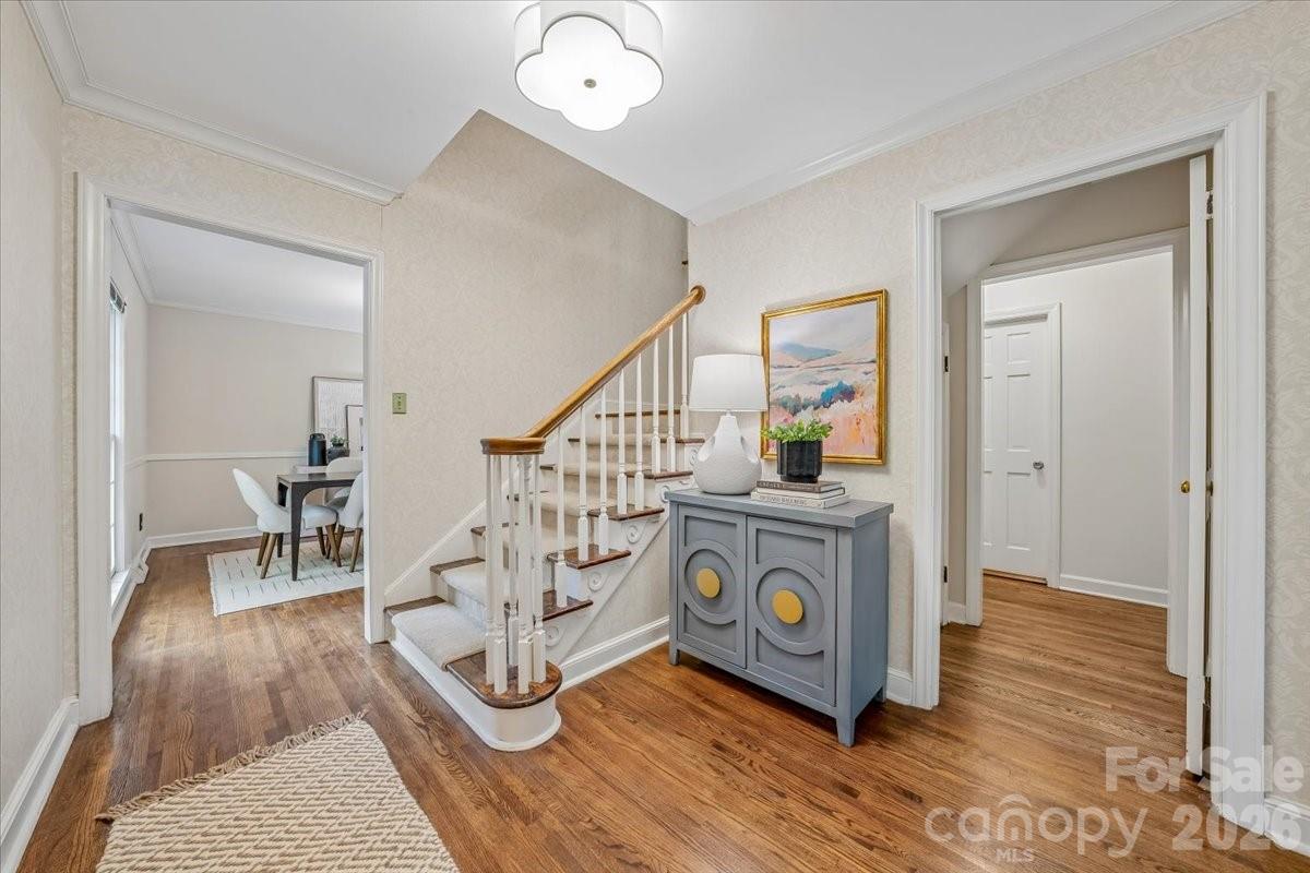 Photo 4 of 1024 Court Drive, Charlotte, NC
