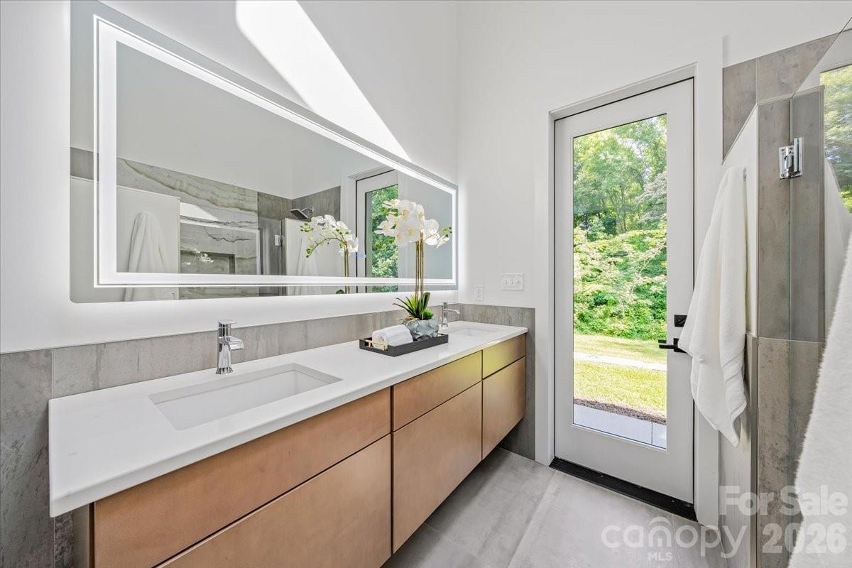 3304 Mar Vista Circle, Charlotte, NC - photo 27 of 47