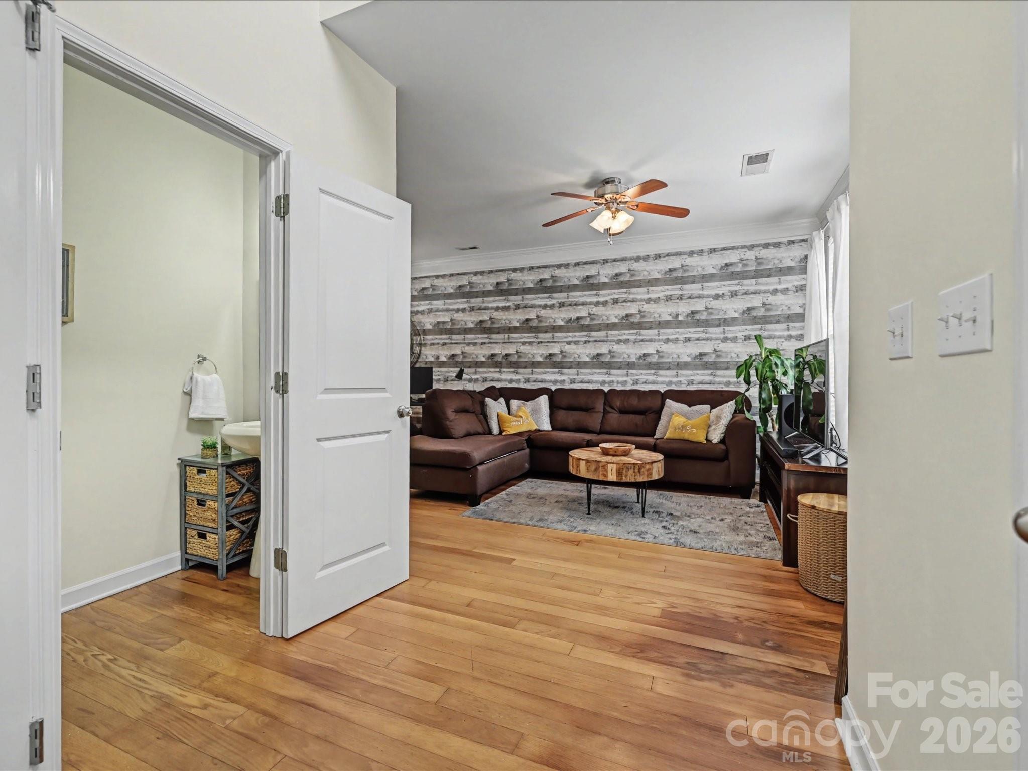 Photo 4 of 8421 Scotney Bluff Avenue, Charlotte, NC