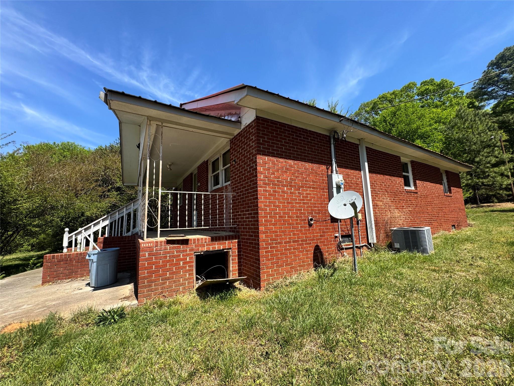 101 Ledbetter Road, Polkton, NC - photo 4 of 29