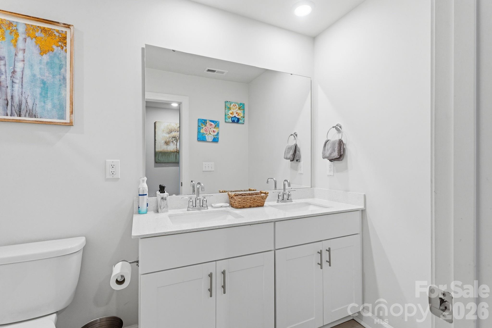 Photo 17 of 5012 Shadbush Road, Charlotte, NC