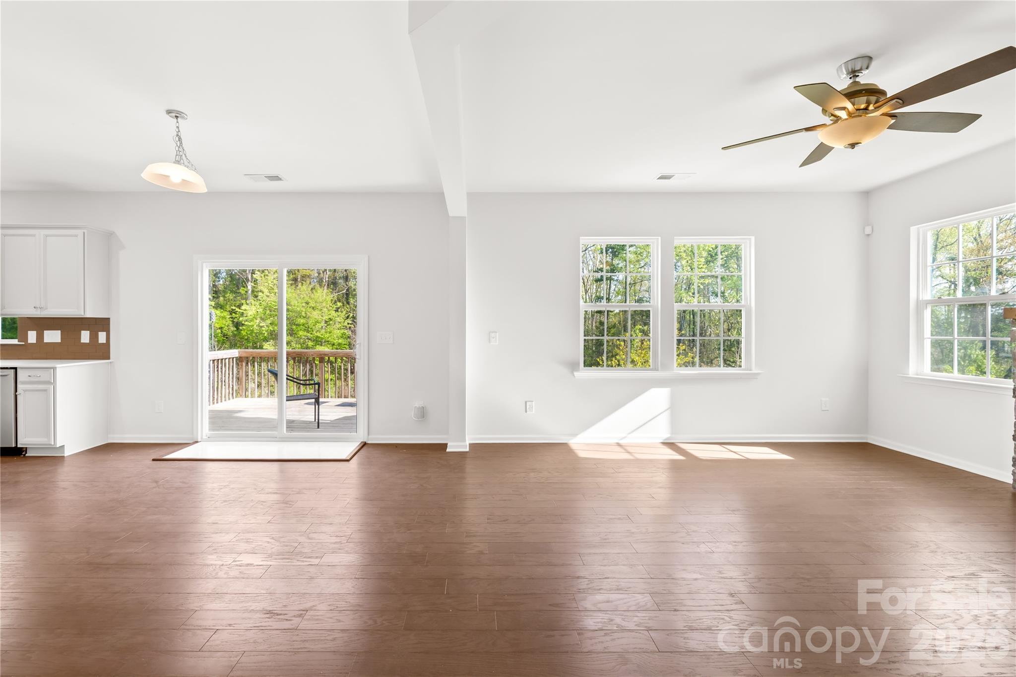 Photo 9 of 1072 Willow Bend Drive, Fort Mill, SC