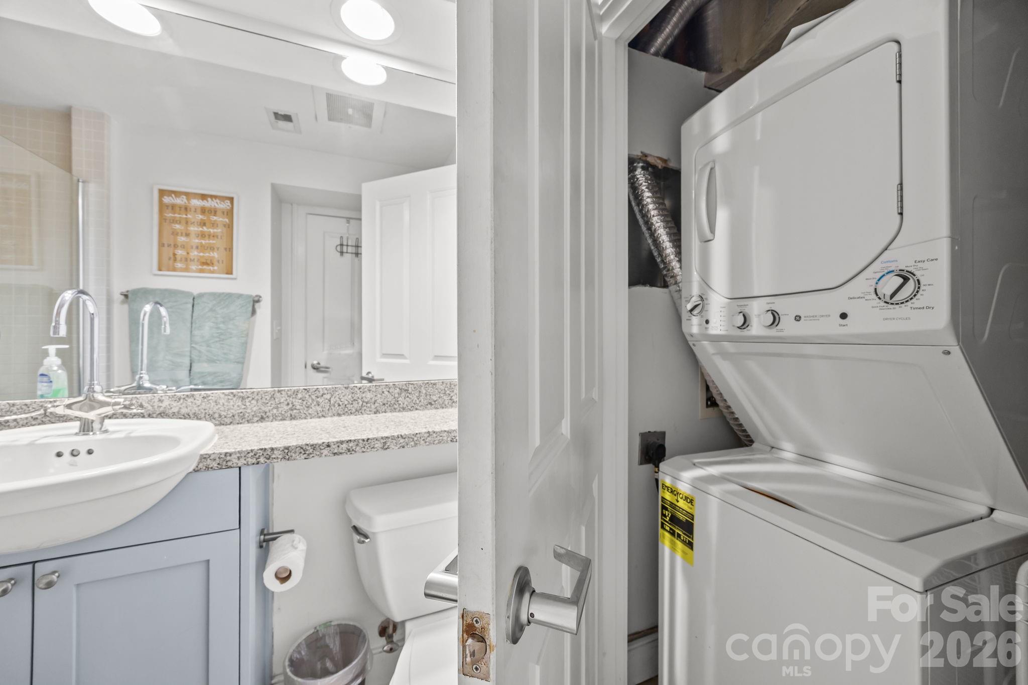 Photo 17 of 710 W Trade Street314, Charlotte, NC