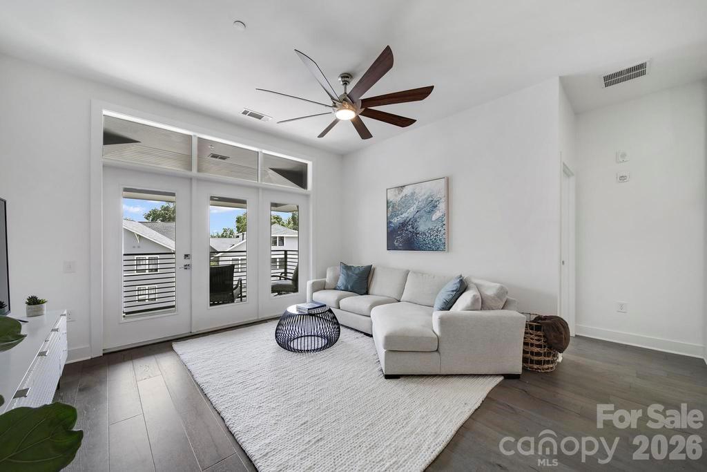 Photo 7 of 2401 Euclid Avenue301, Charlotte, NC