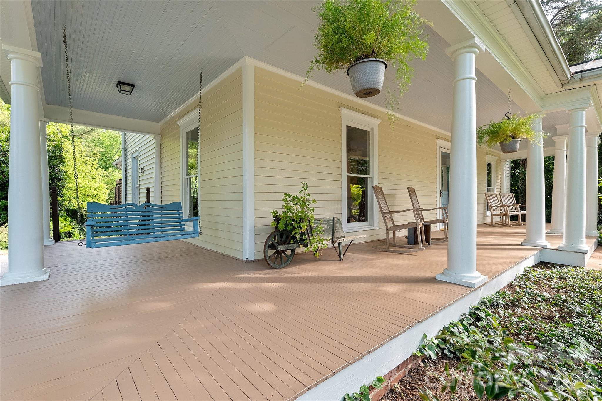 602 N Main Street, Davidson, NC - photo 2 of 49
