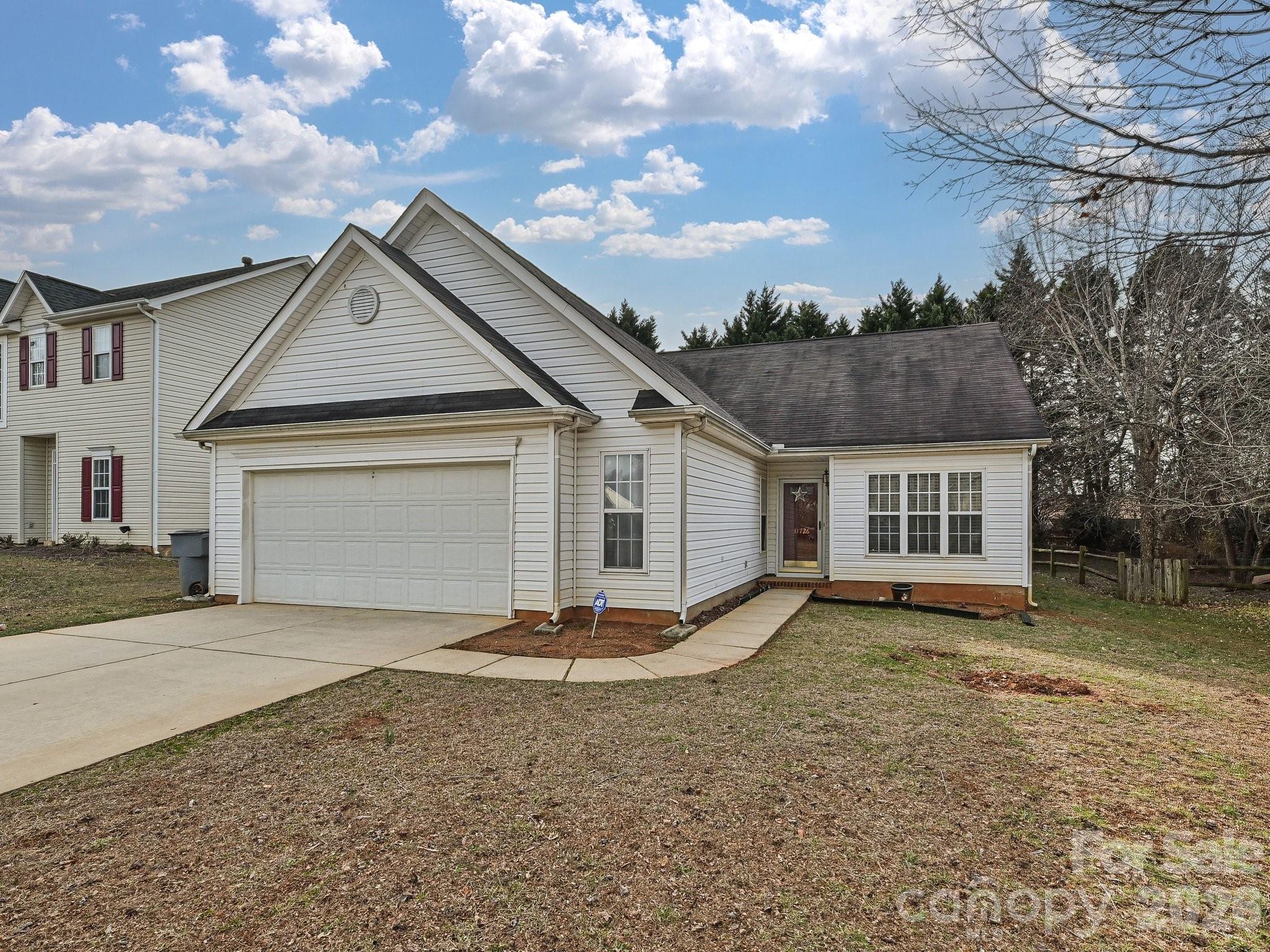Home for sale at 11726 Black Maple Avenue, Charlotte, NC — photo 1 of 29