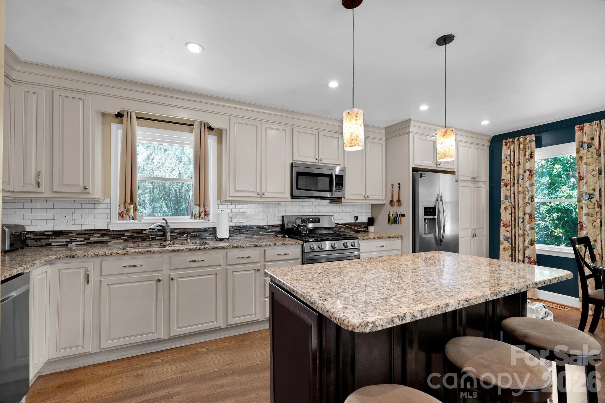 Photo 15 of 6616 Highbrook Drive, Charlotte, NC