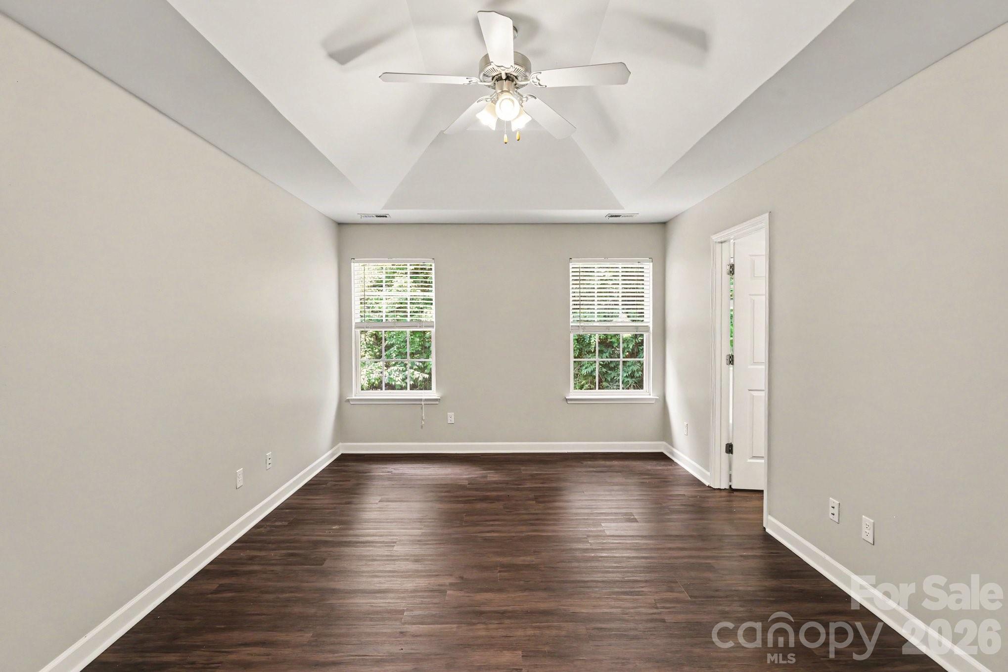 Photo 9 of 8539 Suttonview Drive, Charlotte, NC