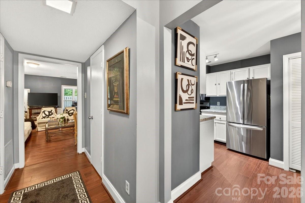 Photo 6 of 830 Sardis Cove Drive, Charlotte, NC